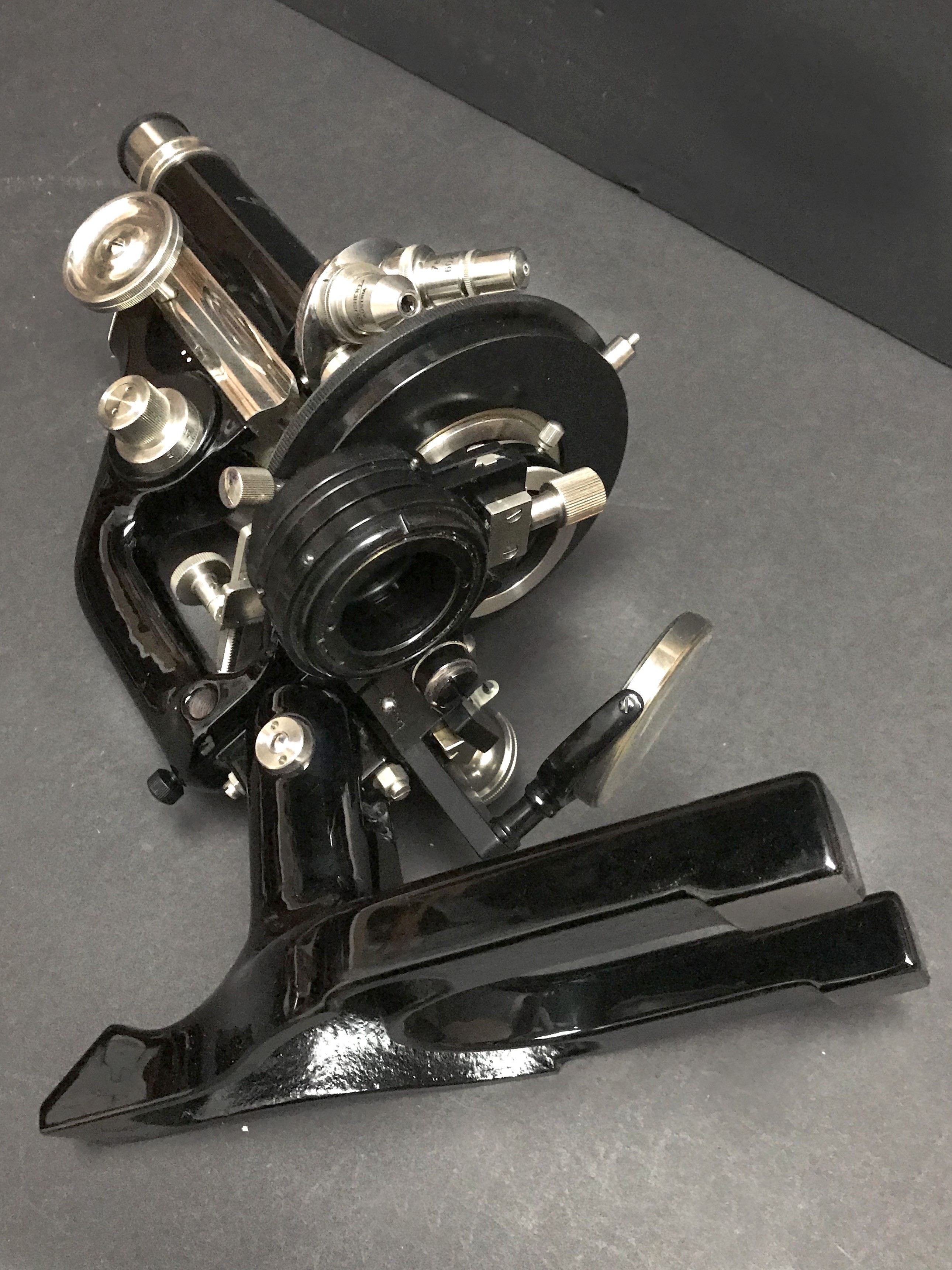 VINTAGE REICHERT MICROSCOPE MODEL XXXXXX FROM THE ESTATE OF THE LATE ...