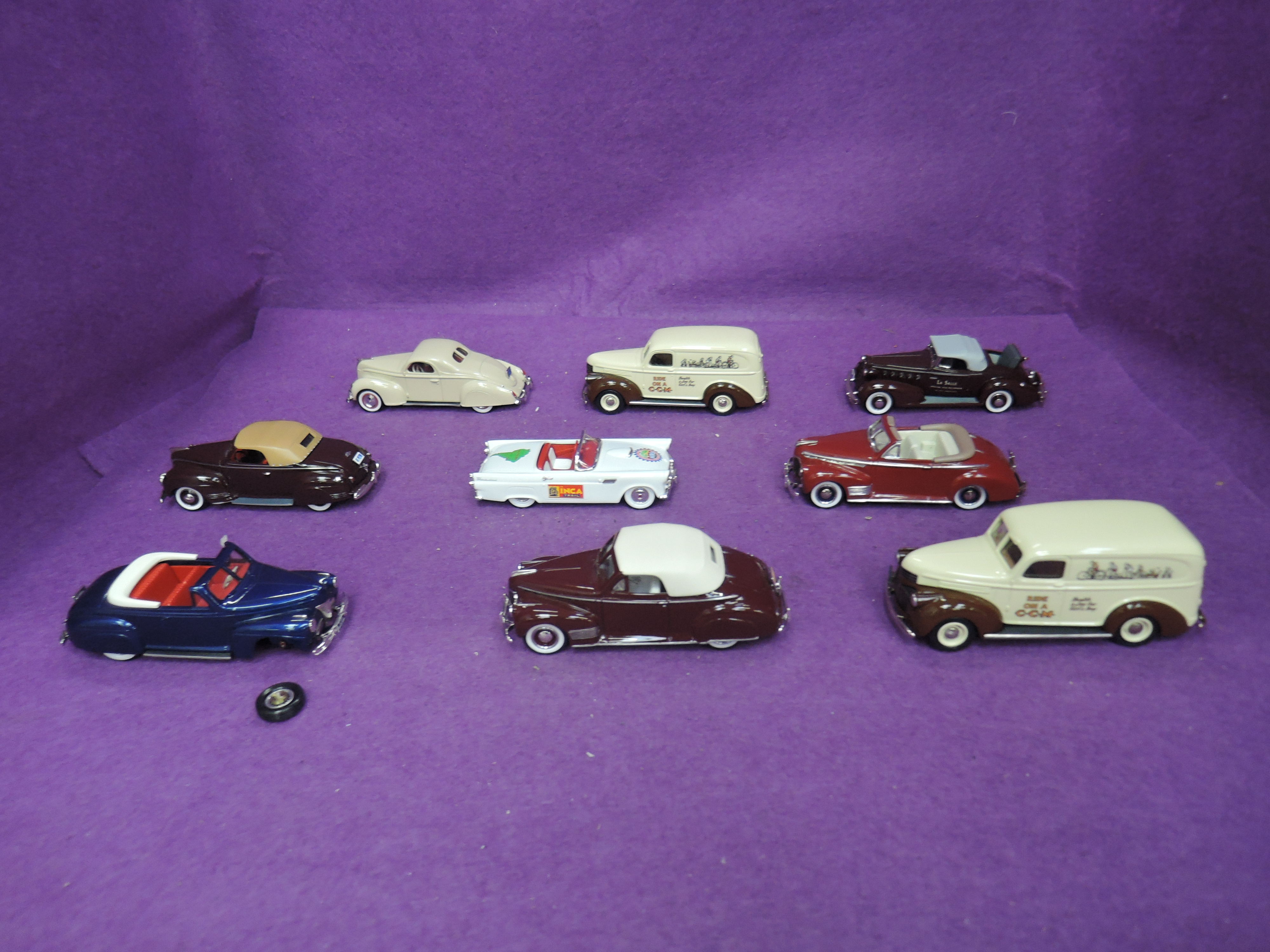 A collection of nineteen Durham Classics diecast model kit cars, all ...