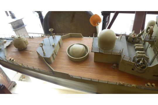 A Royal Navy model Destroyer, HMS Bristol with an electric motor and ...