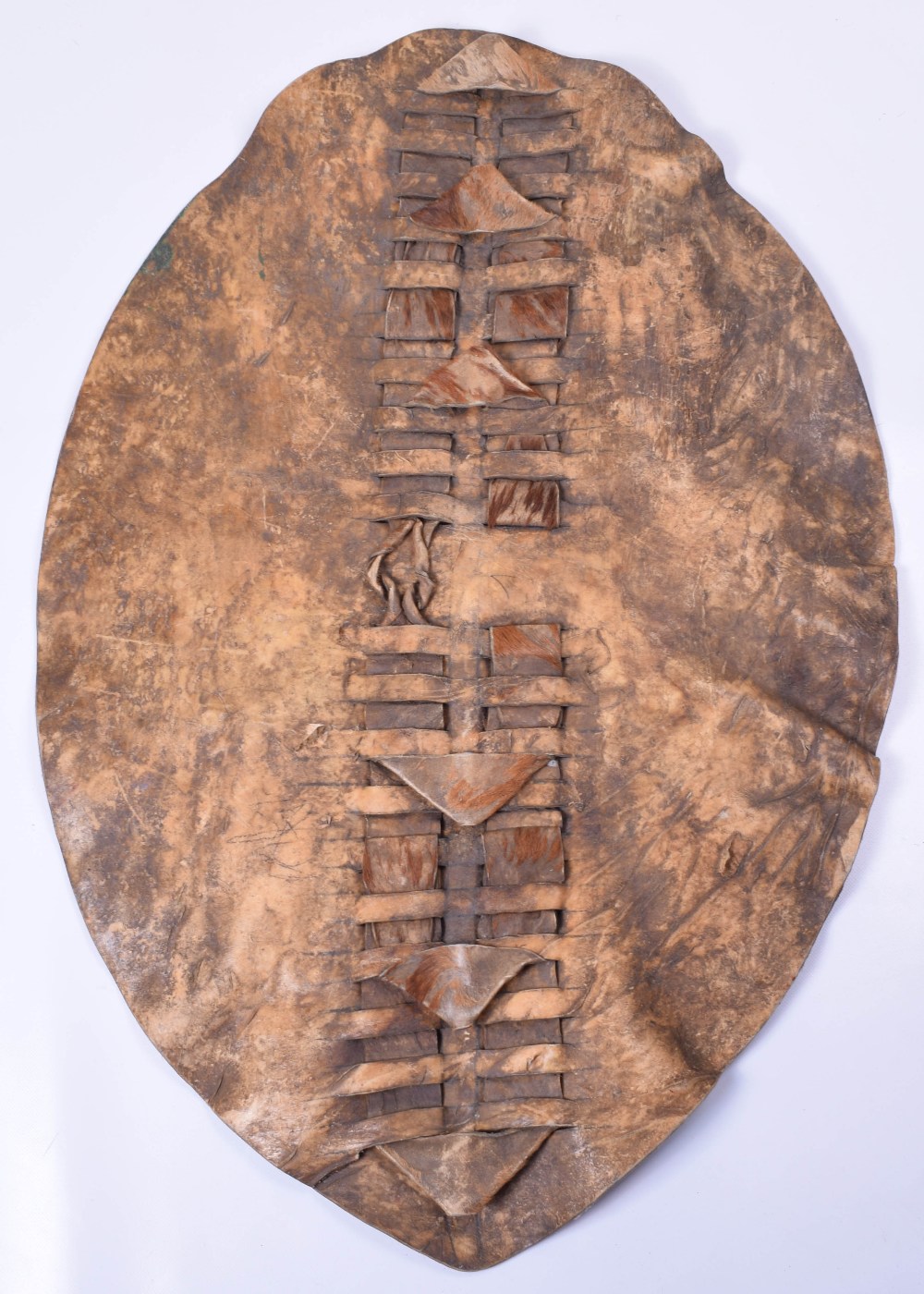 Zulu Shield “Ihubelo”, good example of the smaller battle shield ...
