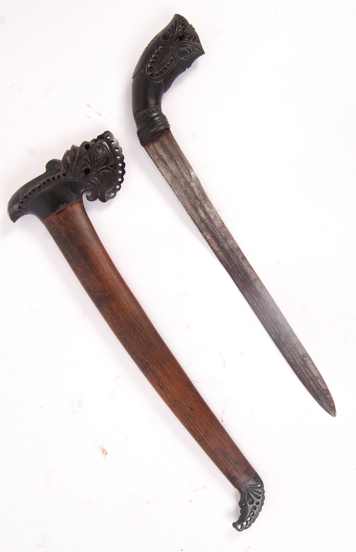 INDONESIAN / MALAYAN SUMATRAN BADIK SEWAR DAGGER AND SCABBARD ...