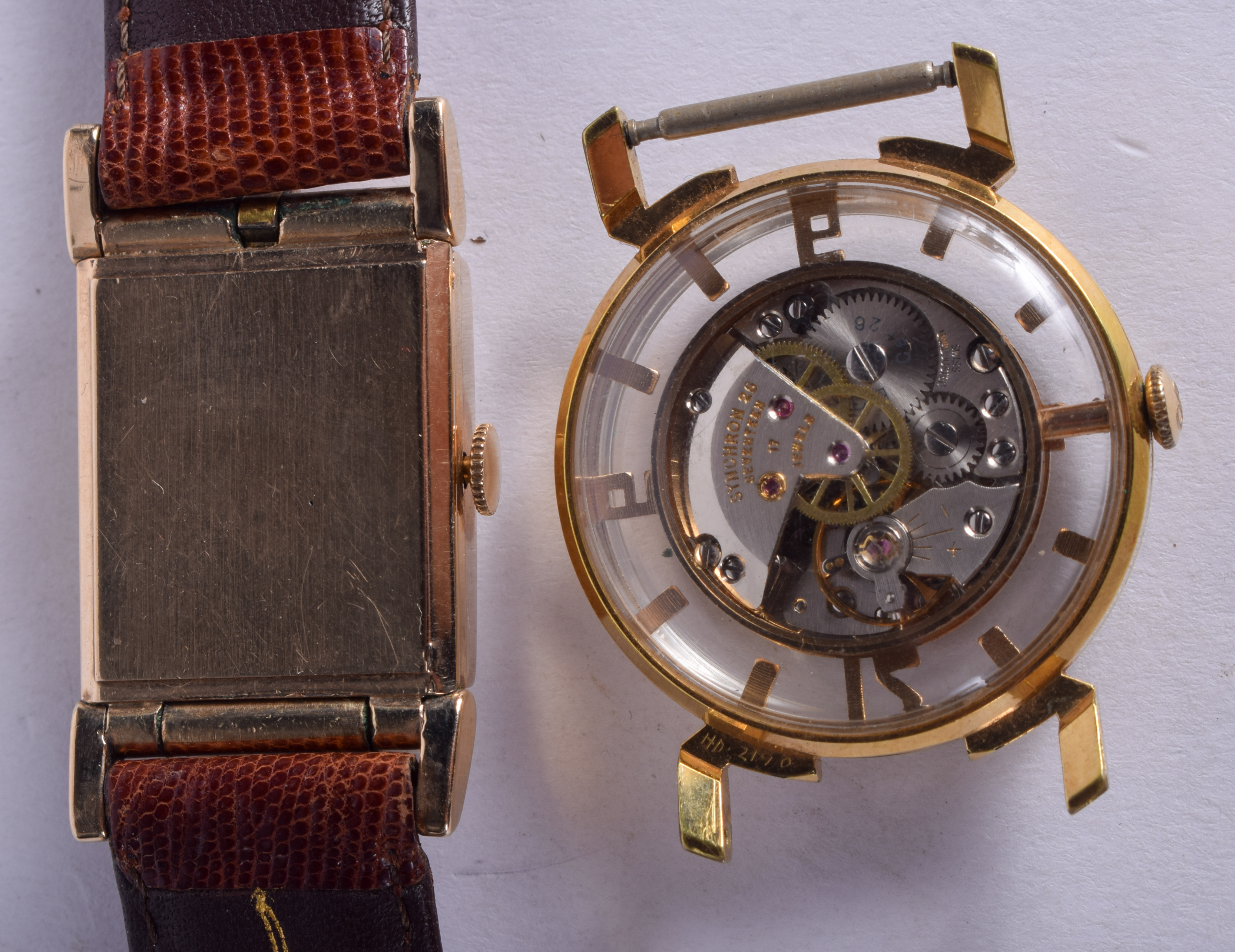 TWO WRIST WATCHES. (2)