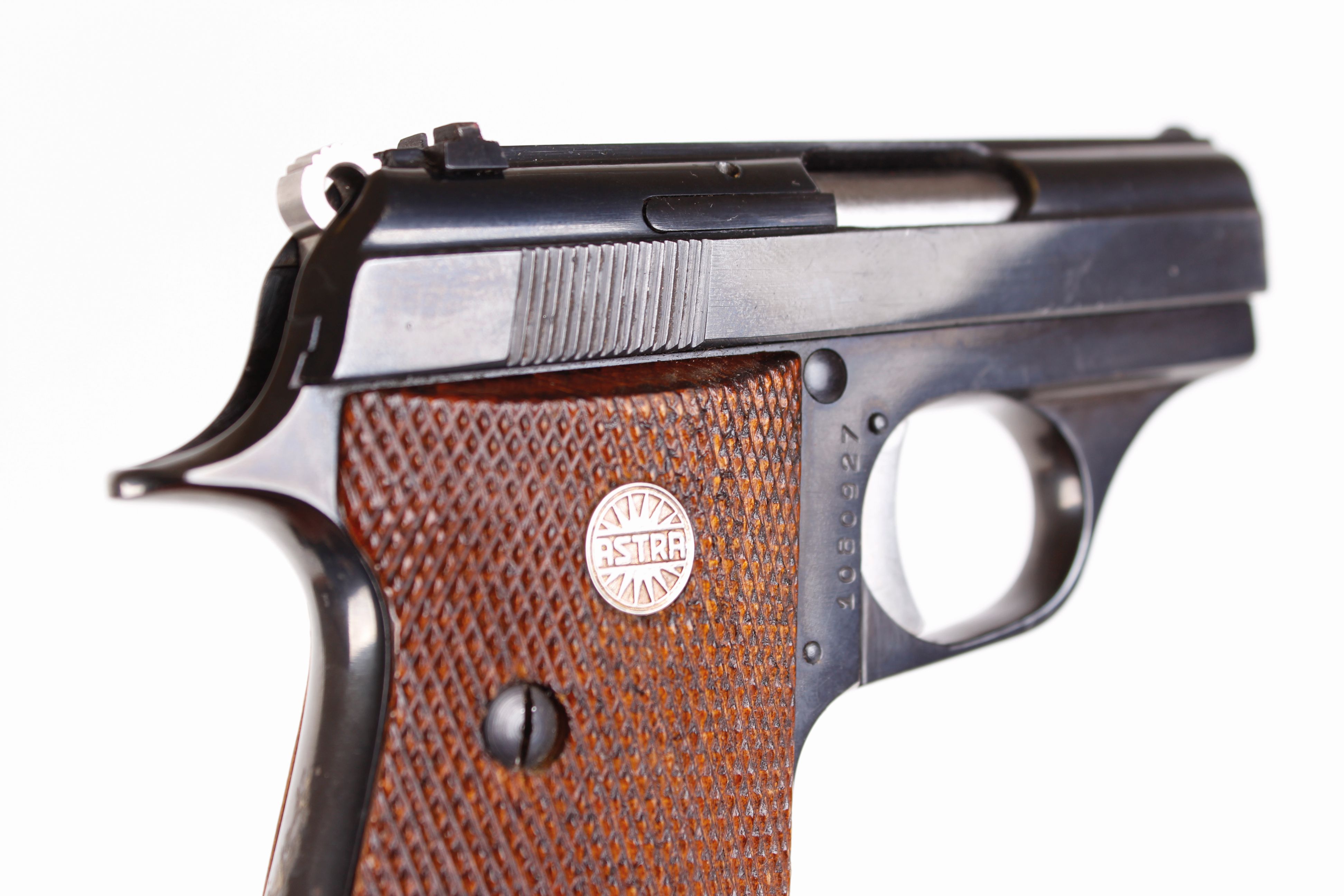 (S5-SF4) .22 Astra 7000 automatic pistol, chequered wood grips, no ...