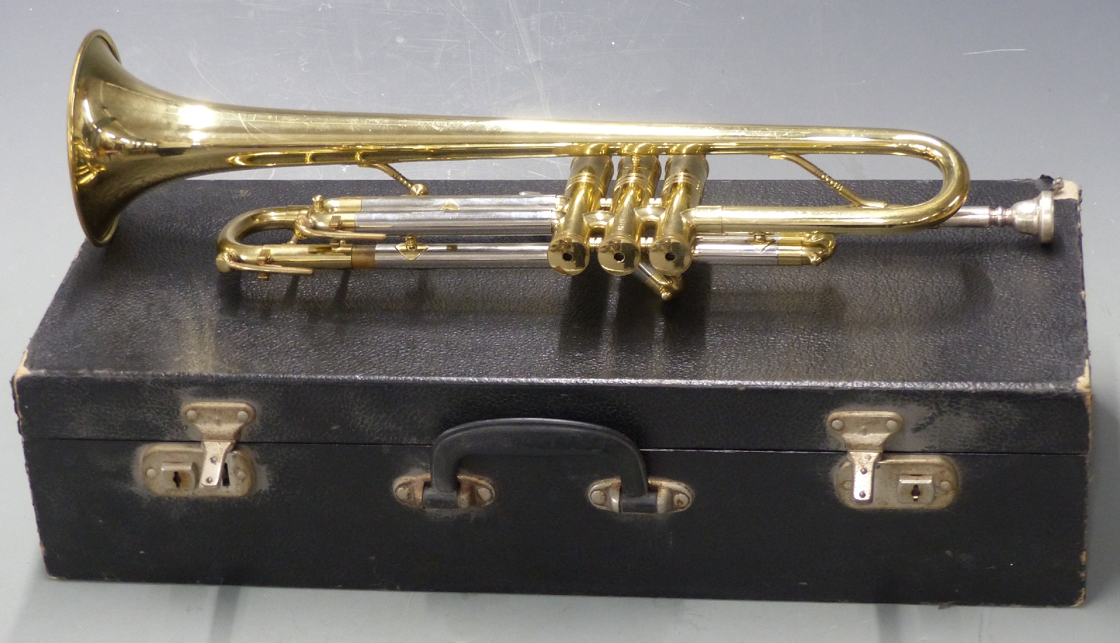 Huttl Commodore 'line 800' West German brass trumpet, serial no. 77241 ...