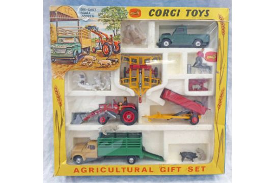 CORGI TOYS GIFT SET NO 5 - AGRICULTURAL SET. BOXED
