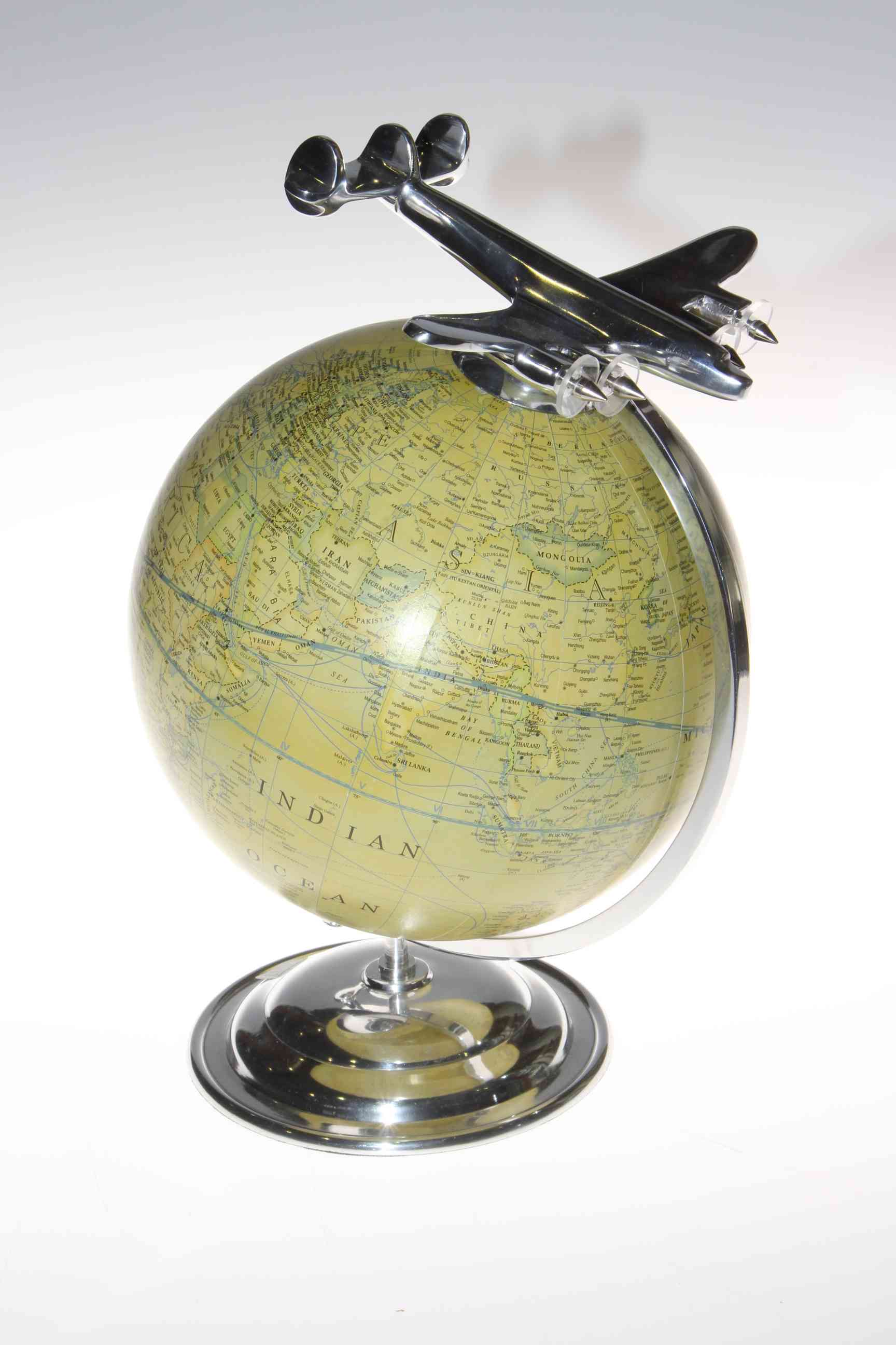 Aviation globe, 34cm.