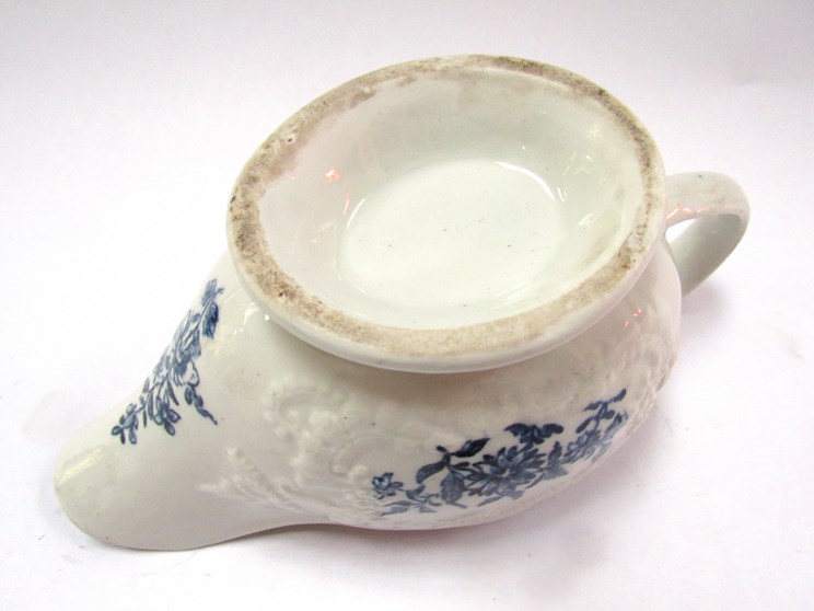 An 18th Century Lowestoft porcelain blue and white sauce boat printed ...