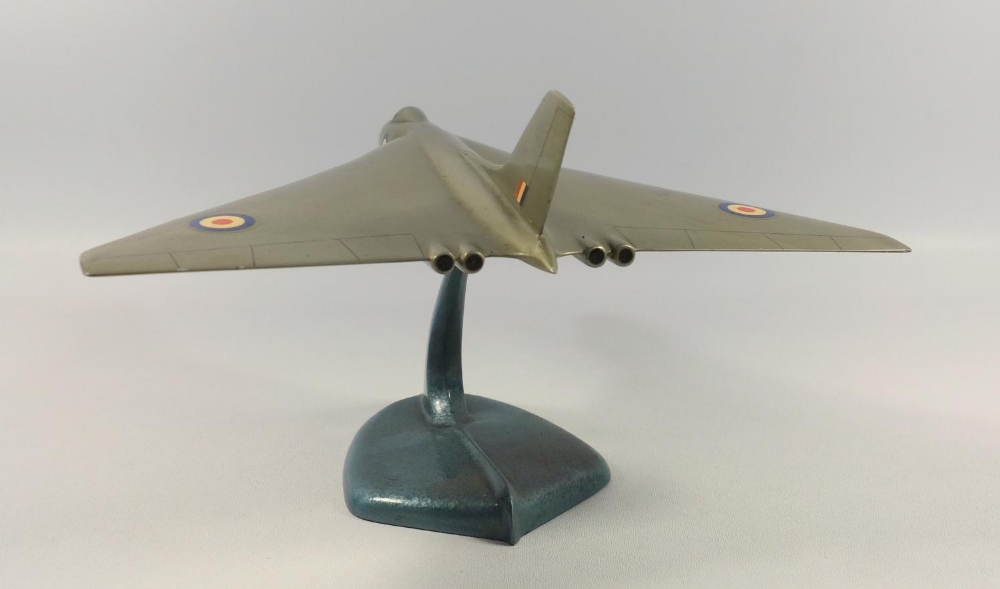 AVRO VULCAN - GOLD PAINTED METAL MODEL WITH DECALS (LENGTH 23 CM ...