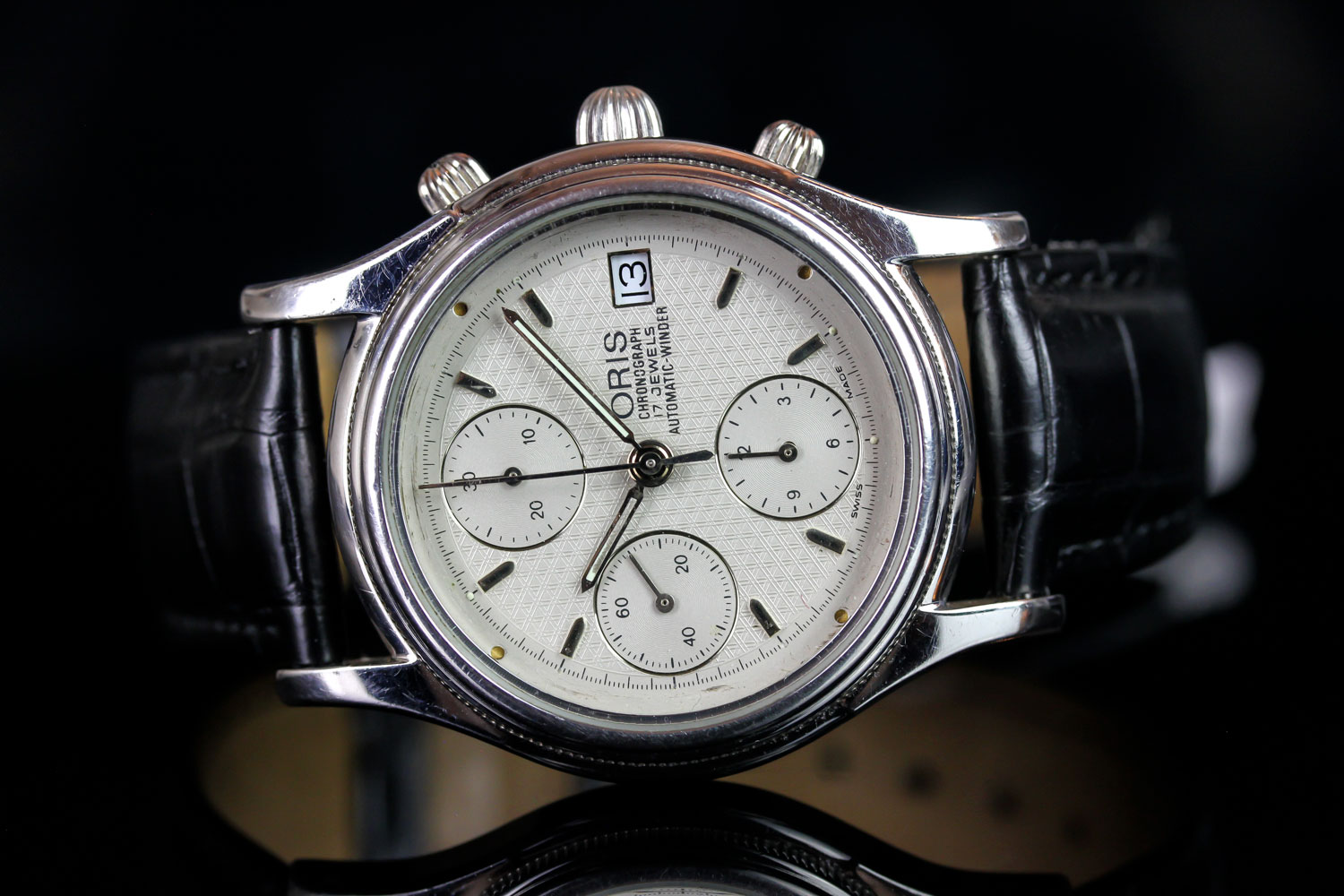 GENTLEMEN'S ORIS CHRONOGRAPH SA 7433B, round, silver dial and hands ...