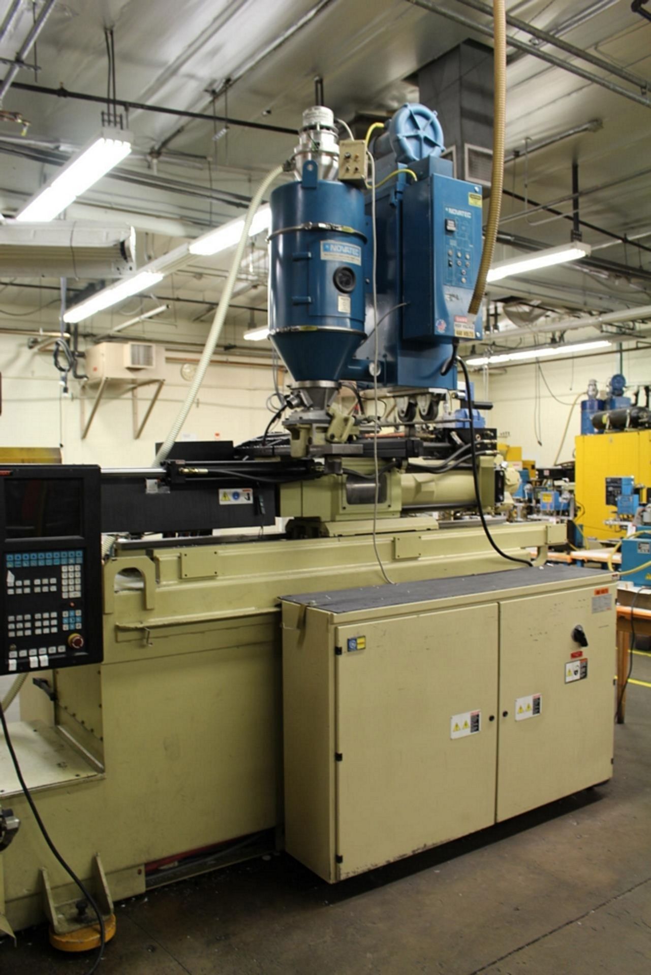 2000 HUSKY 225-TON INJECTION MOLDING MACHINE, MODEL G225GEN-RS50/50, S ...