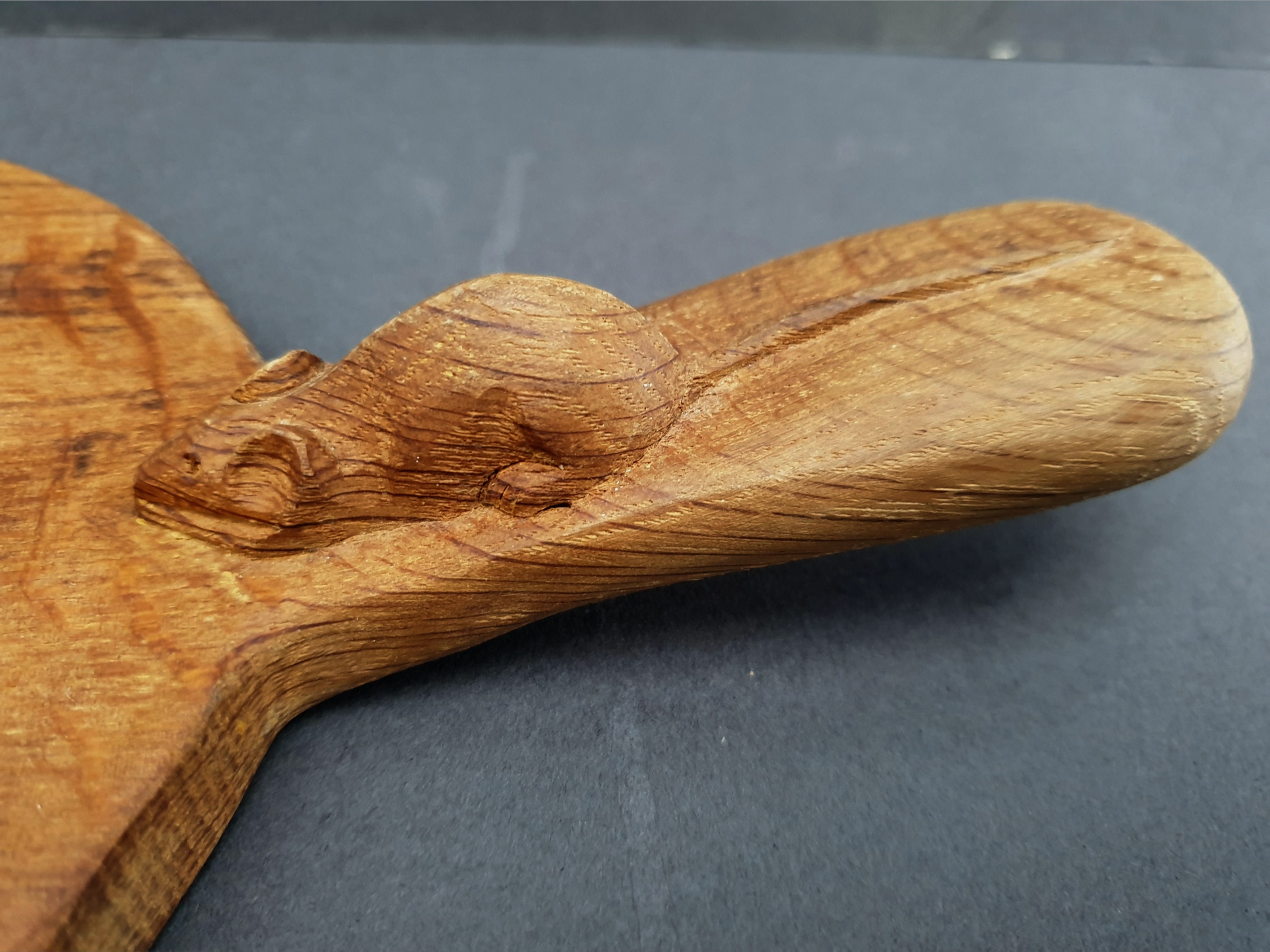 Vintage Robert 'Mouseman' Thompson Oak Cheeseboard. Classic Mouse ...