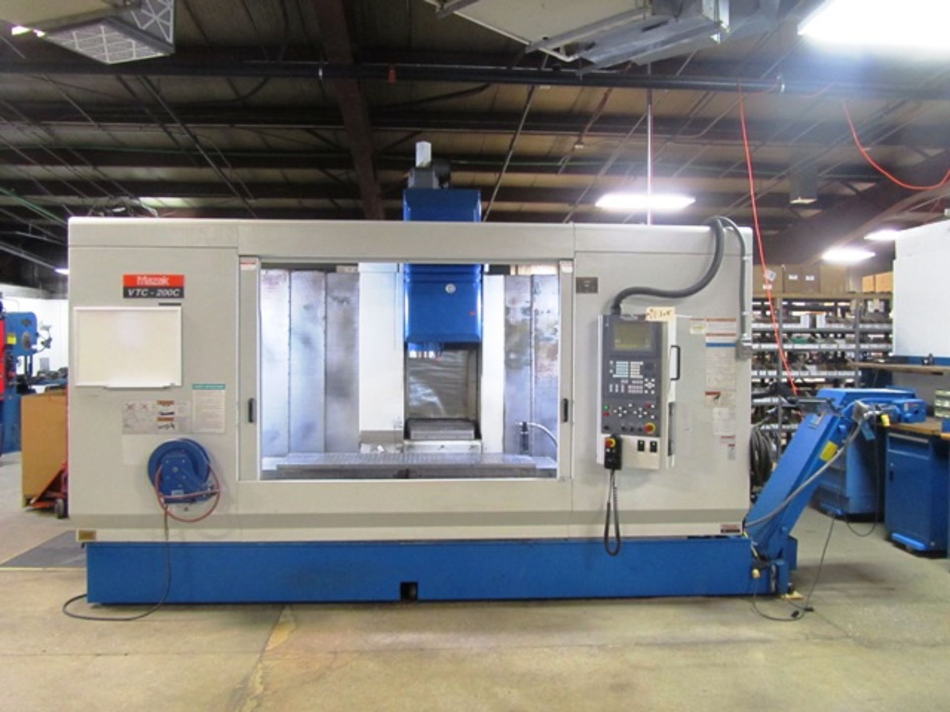 Mazak VTC-200C CNC Vertical Machining Center with #40 Taper Spindle ...