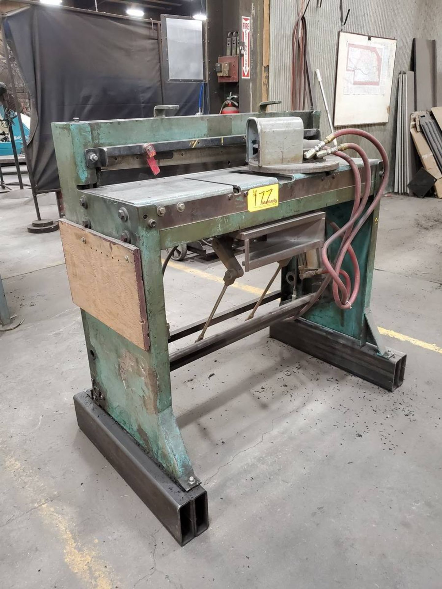 Niagara 36-F 36" Shear 16 Gauge, W/ Foot Pedestal S/N 62759