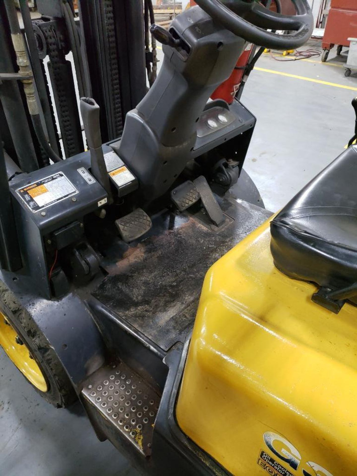 5350lb Doosan Daewoo propane forklift model G30P-3. 3 stage 186 inch ...