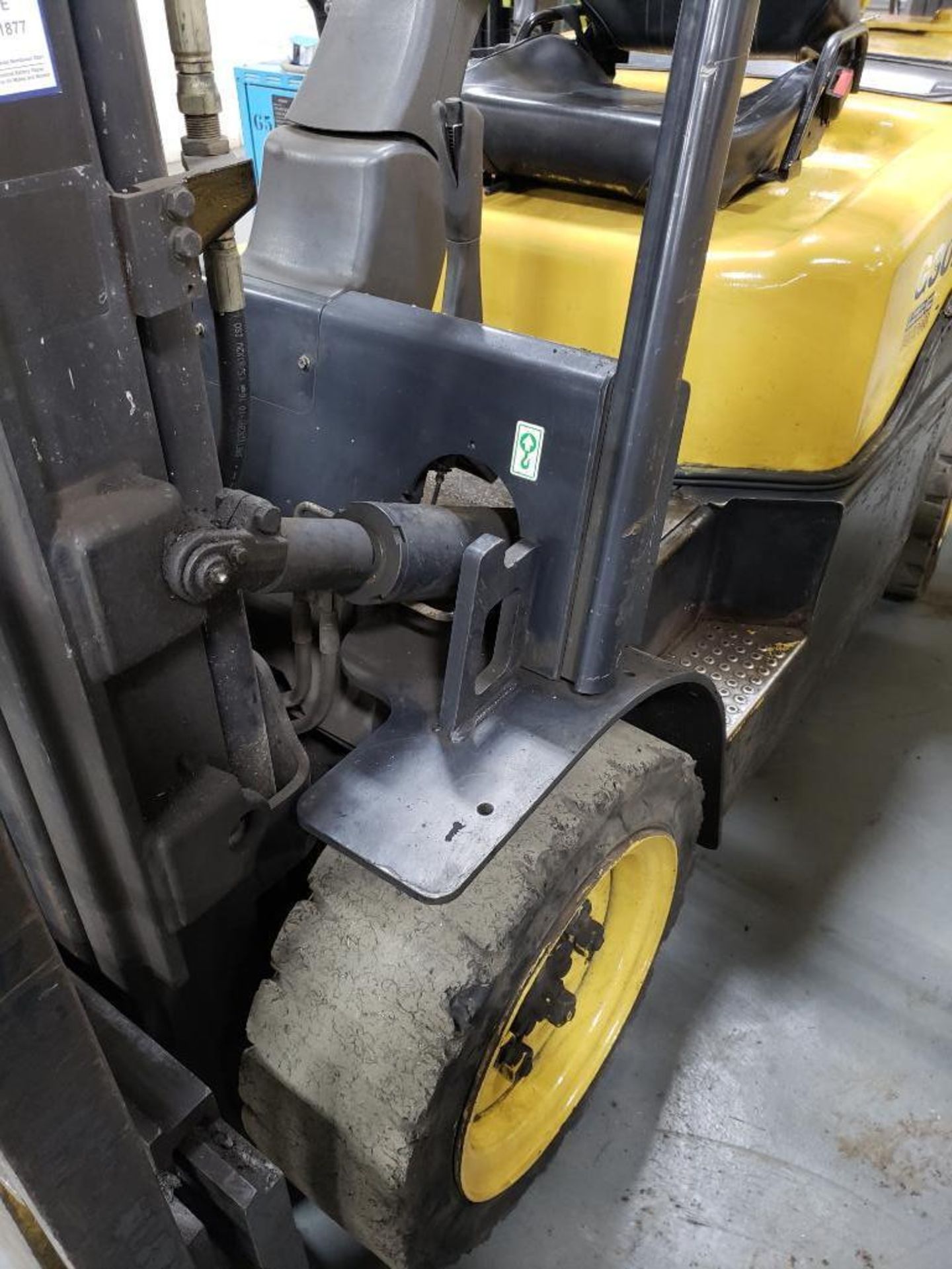5350lb Doosan Daewoo propane forklift model G30P-3. 3 stage 186 inch ...