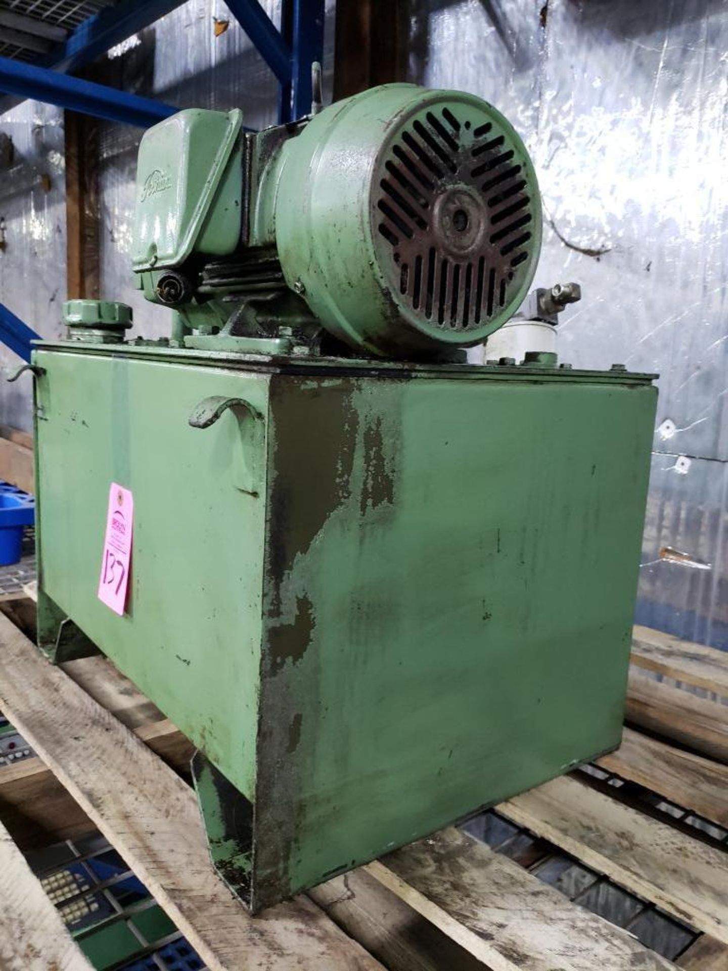 Yuken hydraulic power pack. 2.2kw toshiba 3 phase motor. All items at ...