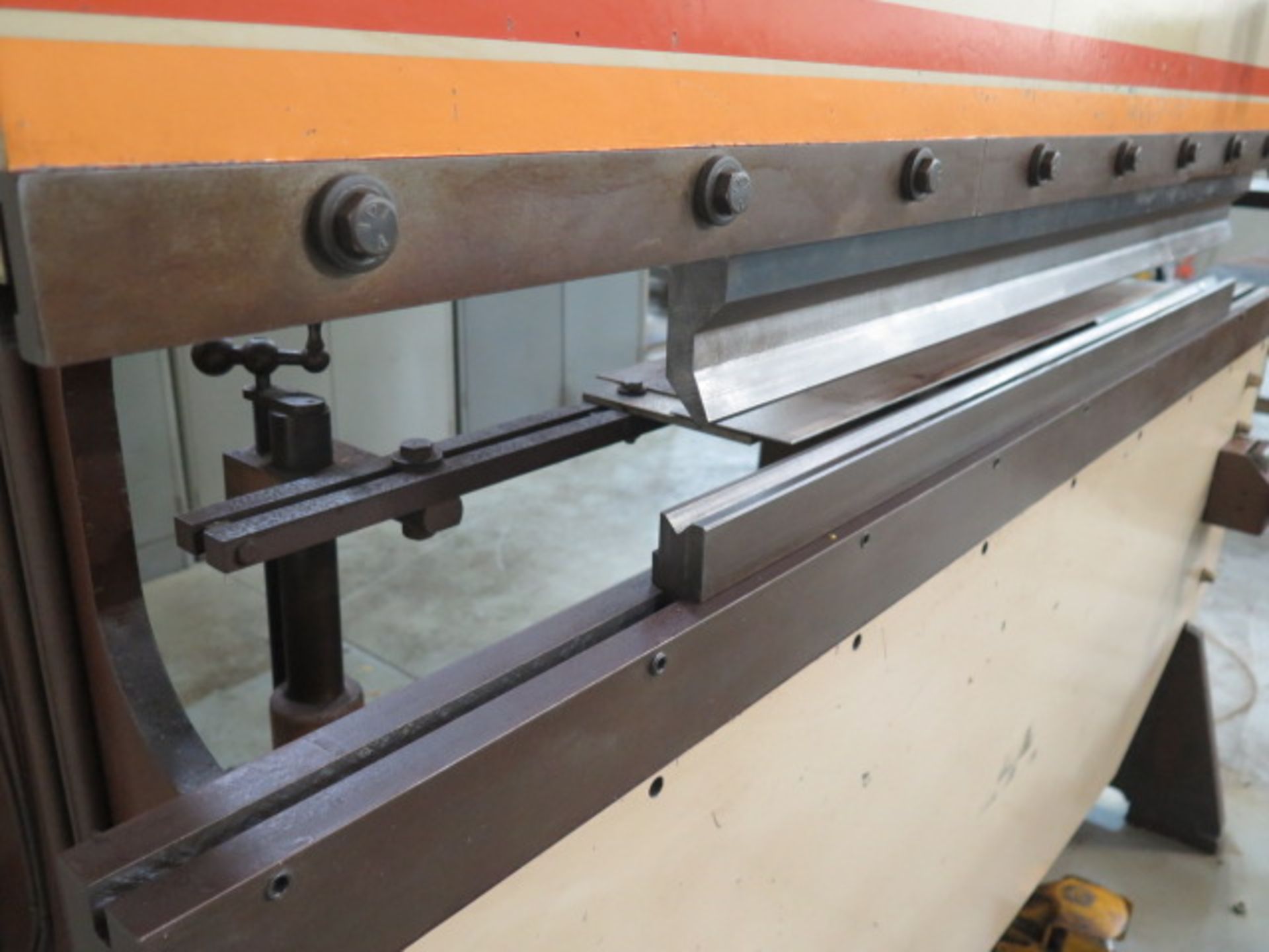 DiAcro 4-7272” Hydra-Power Press Brake s/n 6600584824 w/ Dial Back ...