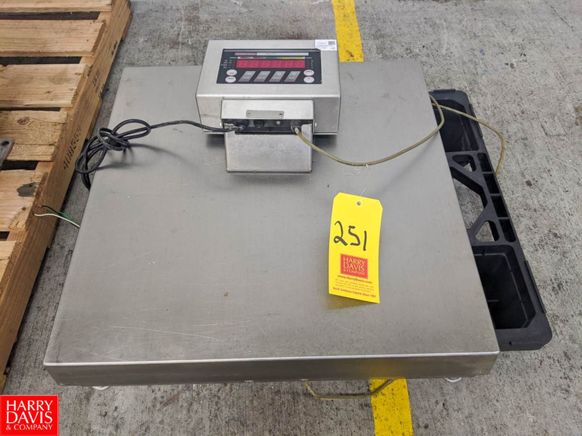 Rice Lake Weighing Systems 1,000 LB Capacity Digital Scale Model ...