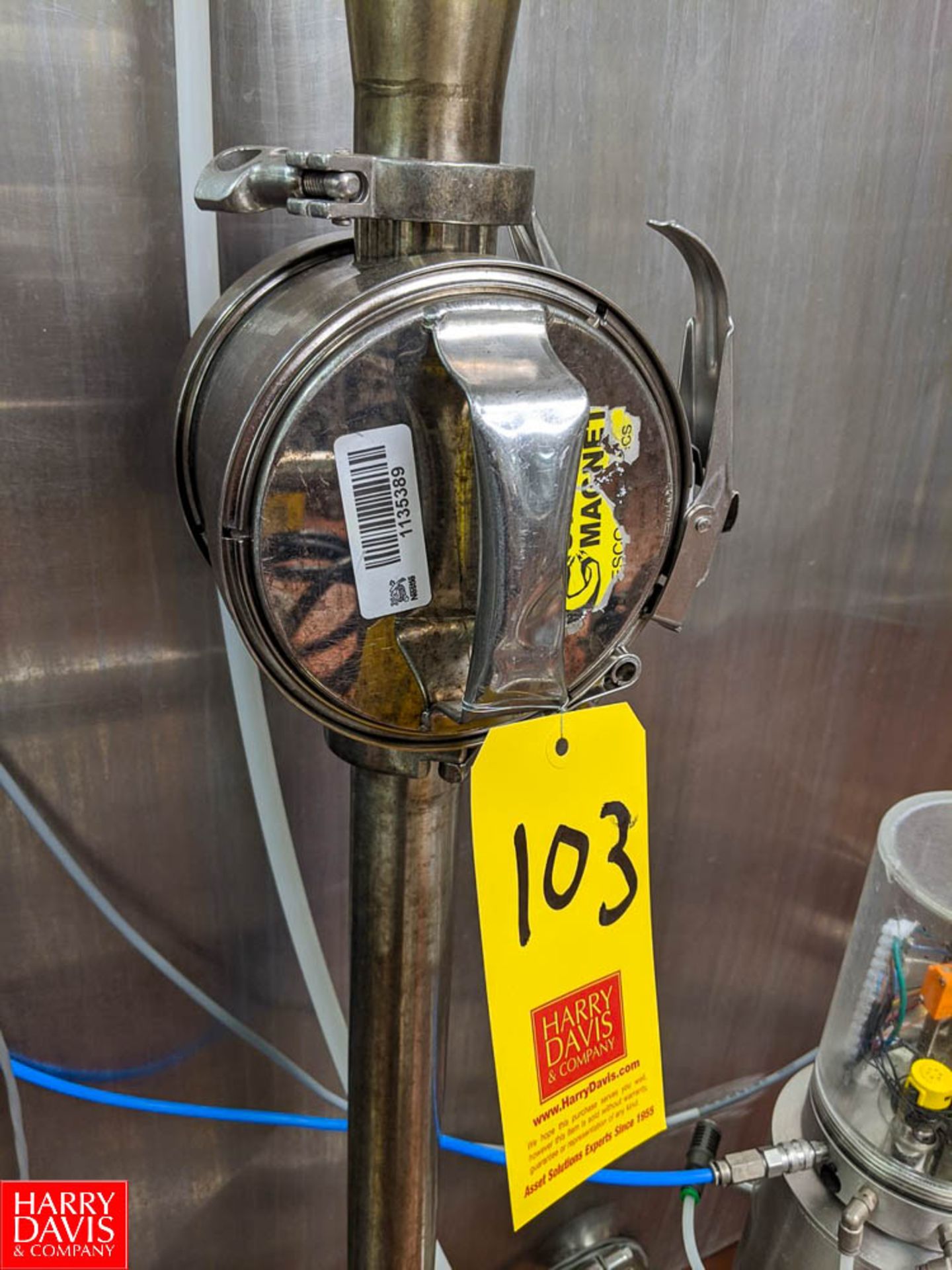 Cesco S/S Magnetic Trap Rigging Fee: $25