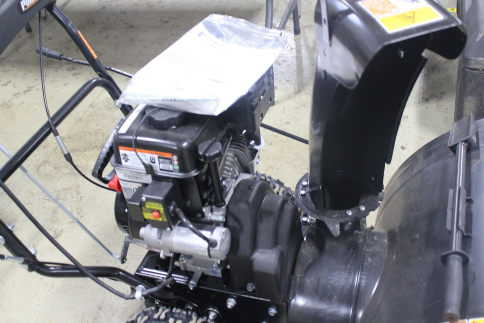 POWER CARE 24" TWO STAGE GAS SNOW BLOWER, MODEL 1004410363, WITH 208CC ...