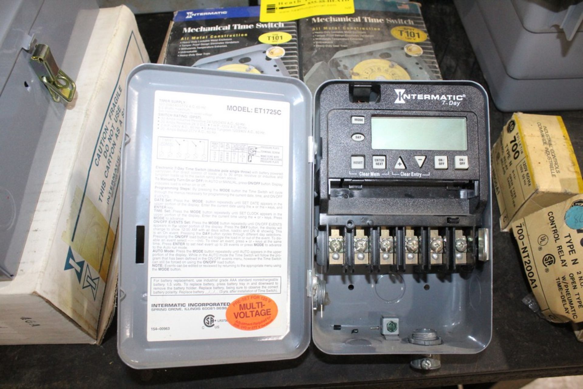 (3) ASSORTED TIMERS, INTERMATIC MODEL ET1725C DIGITAL 7-DAY, (2) INTERMATIC MECHANICAL