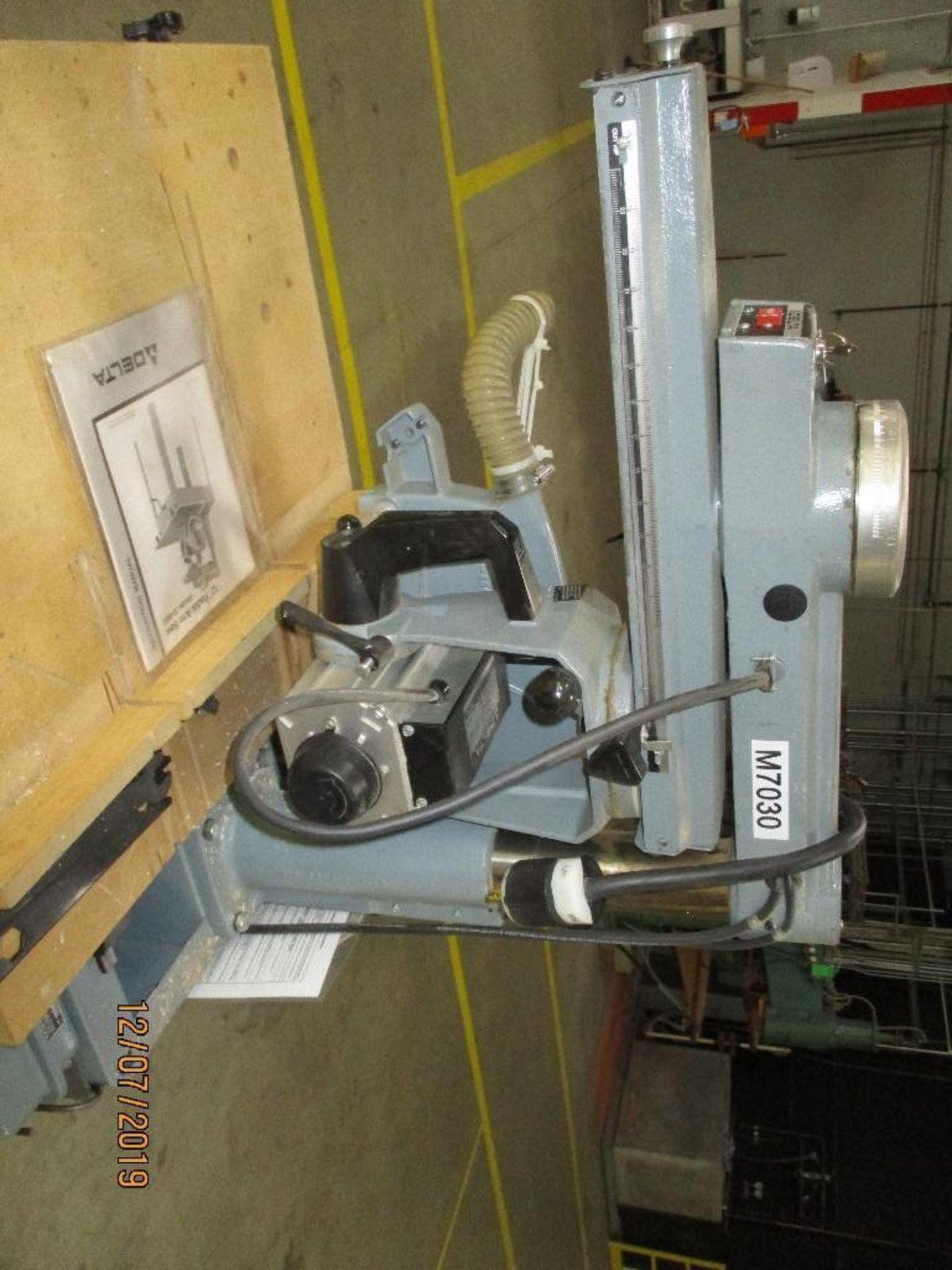 Delta 12" Radial Arm Saw M/N 33-890 S/N 98A90205
