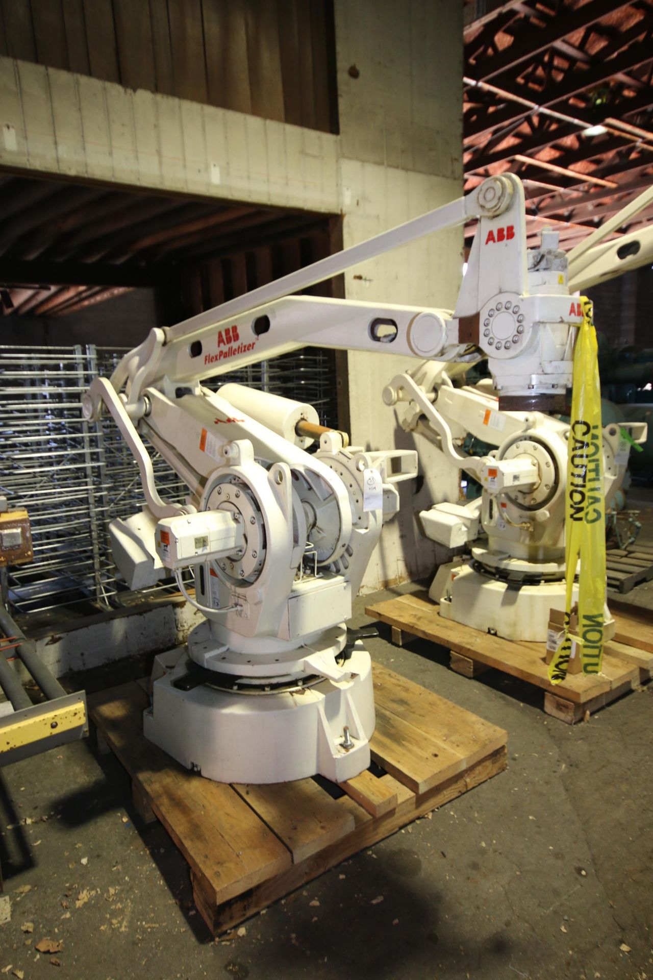 ABB Automation Technology FlexPalletizer, S/N 64Z-26003, Type: IRB 640 ...
