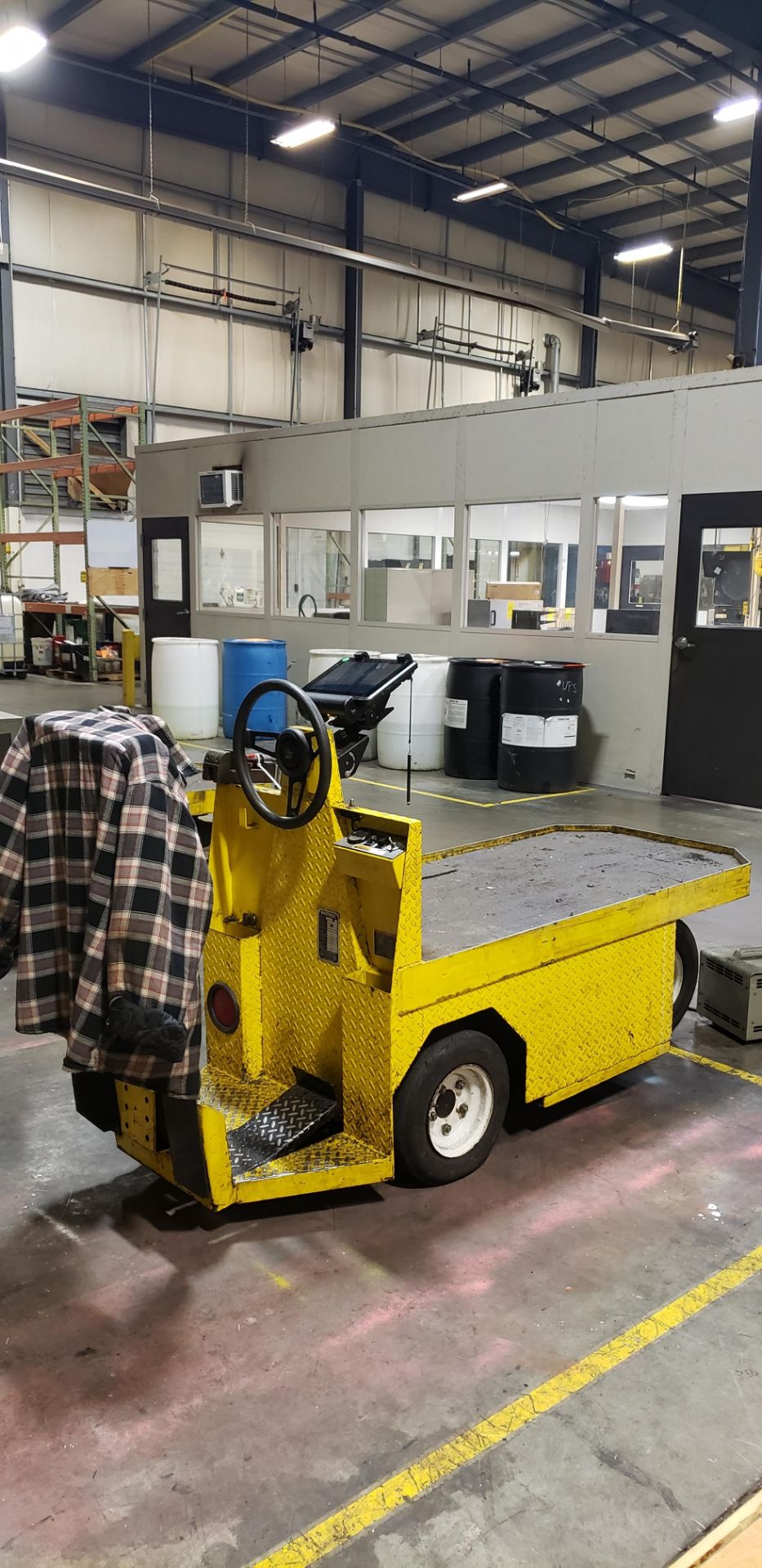 { Choice of lots: 1705A, 1705B } 2004 MOTREC PERSONNEL CART, MODEL E266 ...