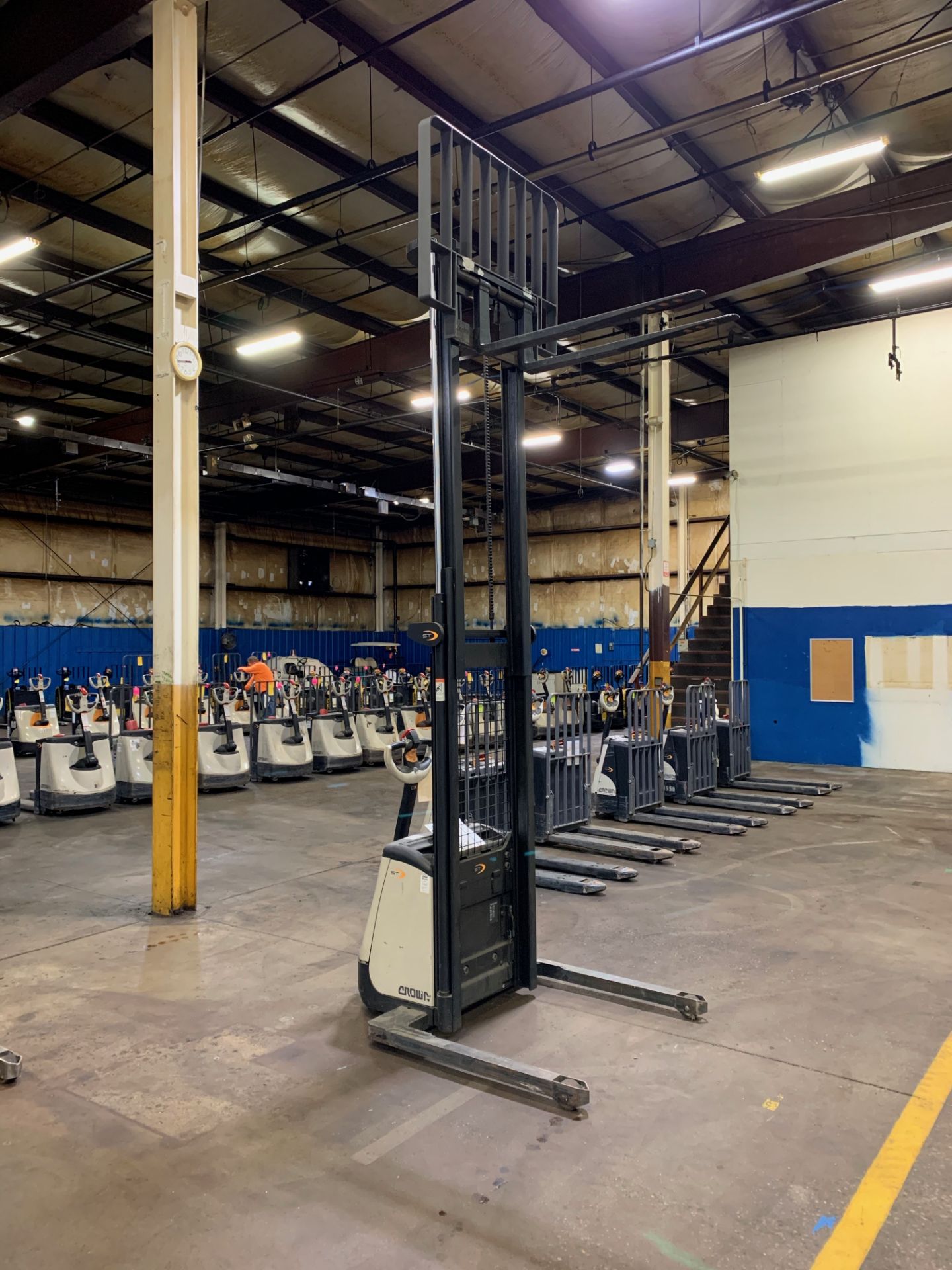 CROWN 2,000 LB. WALKIE STACKER, MODEL ST3000-20, 24-VOLT, 128’’ LIFT ...