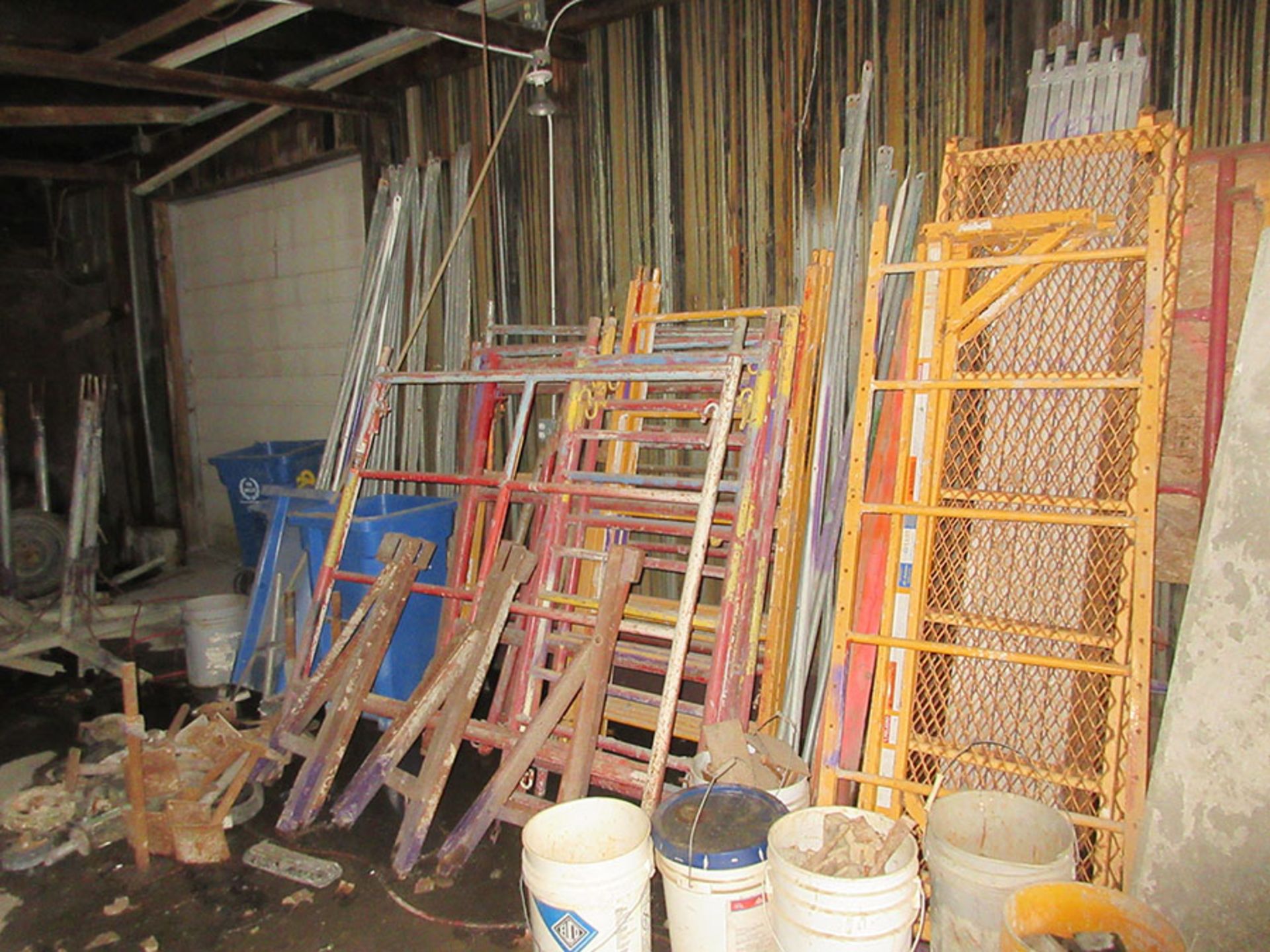 CONTENTS OF LEAN TO; SCAFFOLDING, JAHN CLAMPS, AND SAFETY FENCING
