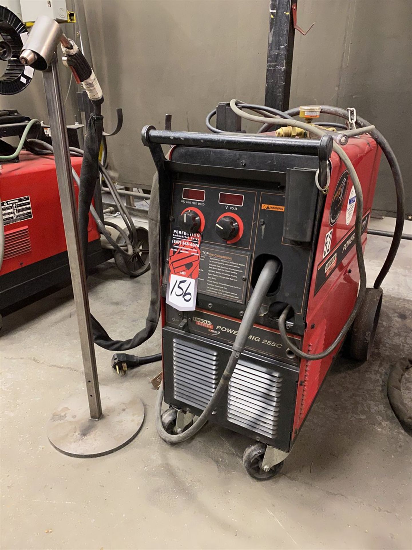 { Choice of lots: 155, 156 } LINCOLN POWER MIG 255C Welding Power ...