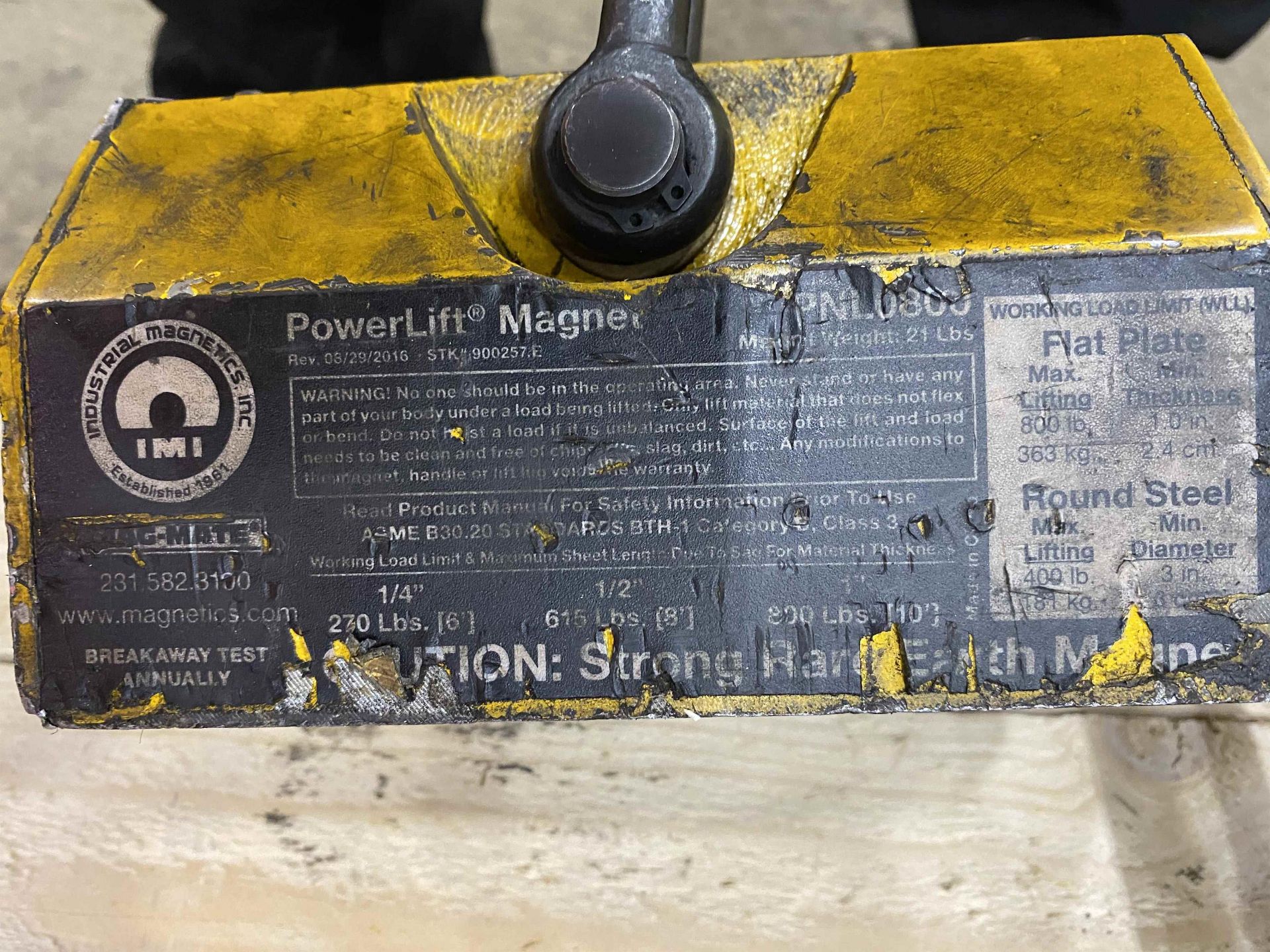 Pair of 800 Lb. Lifting Magnets