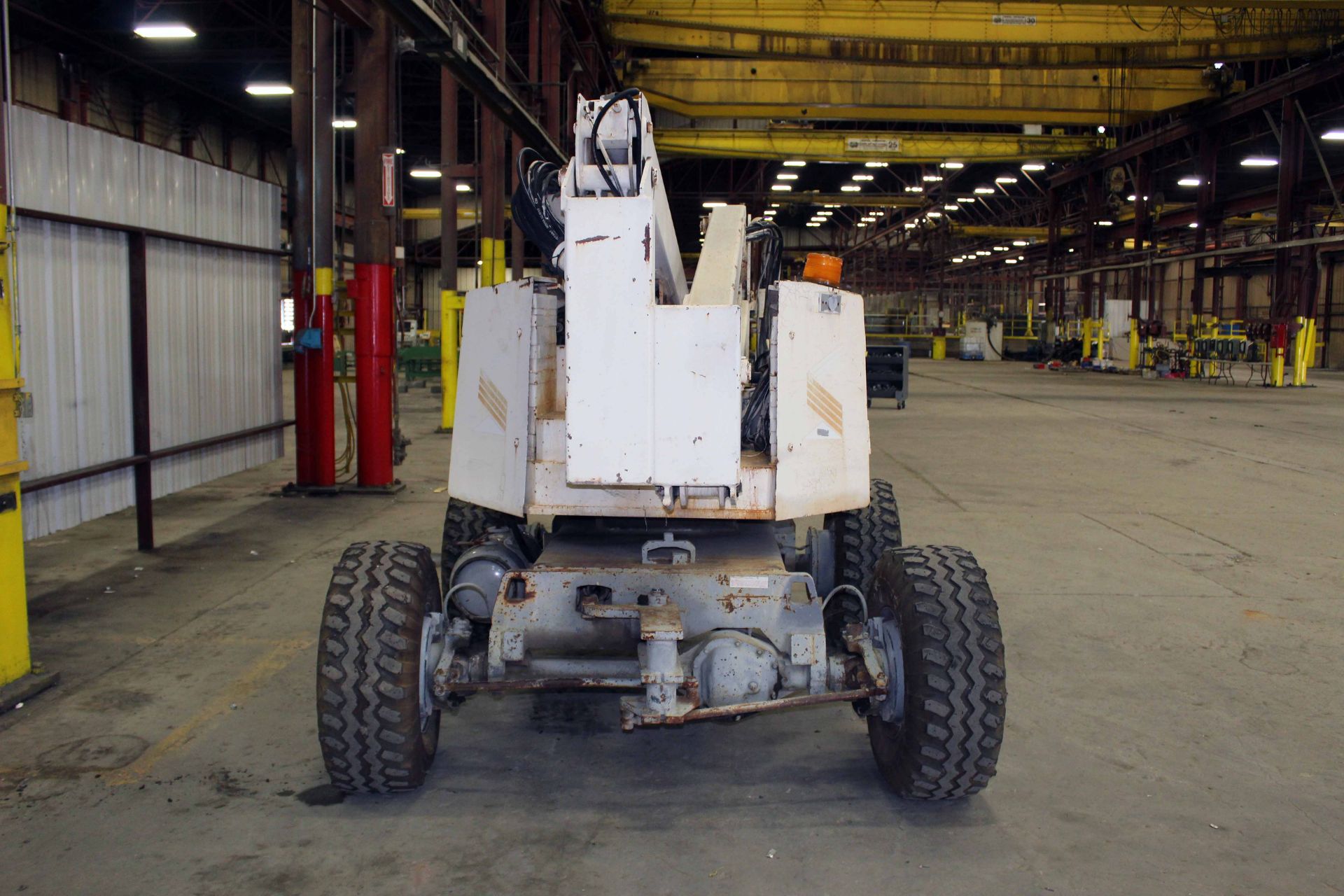 ARTICULATED BOOM LIFT, SIMON, MDL. AT30C, 500 LB platform cap., LP ...