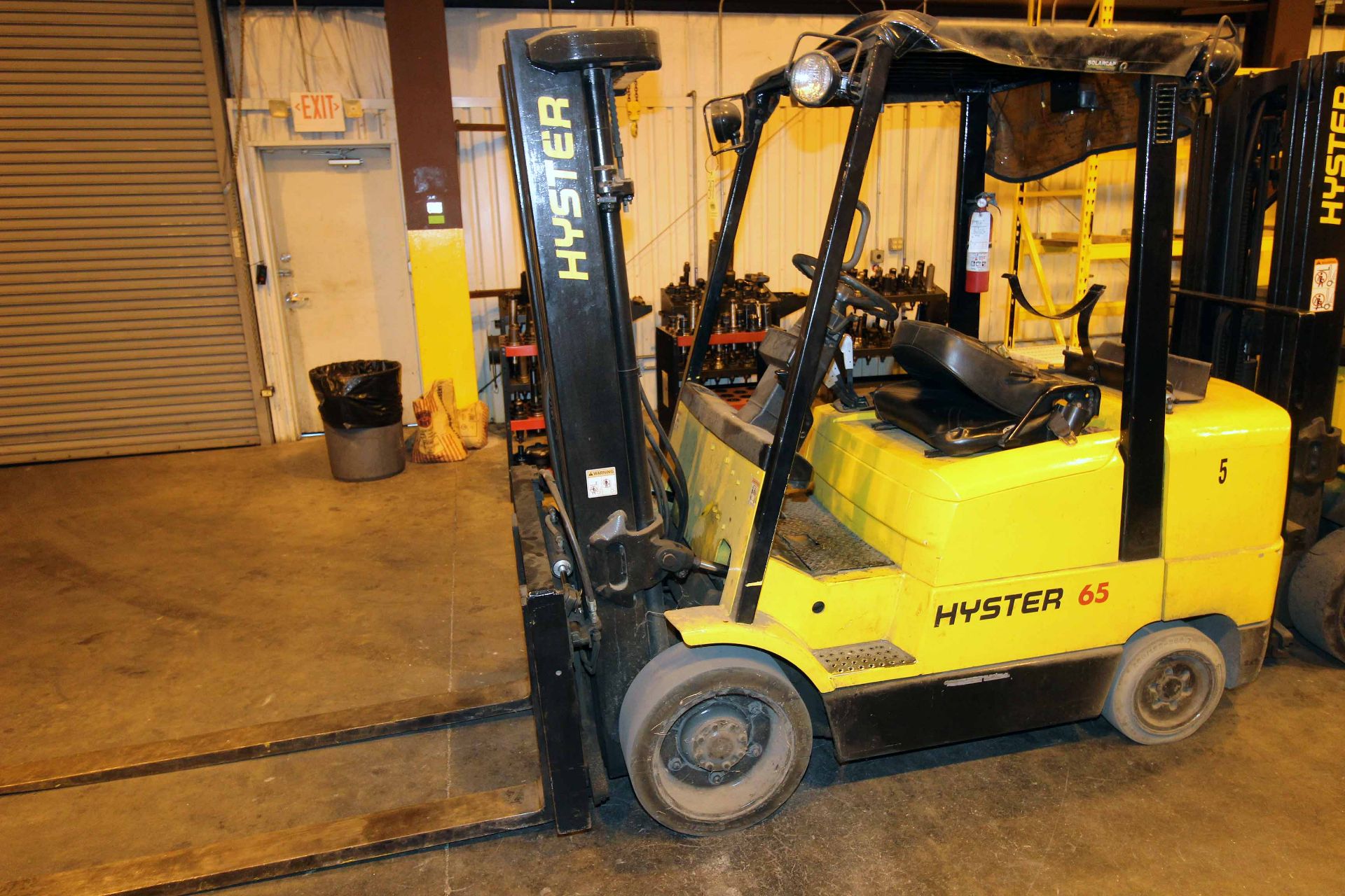 FORKLIFT, HYSTER 65 APPROX. 6,500 LB. BASE CAP., LPG., 3-stage mast ...
