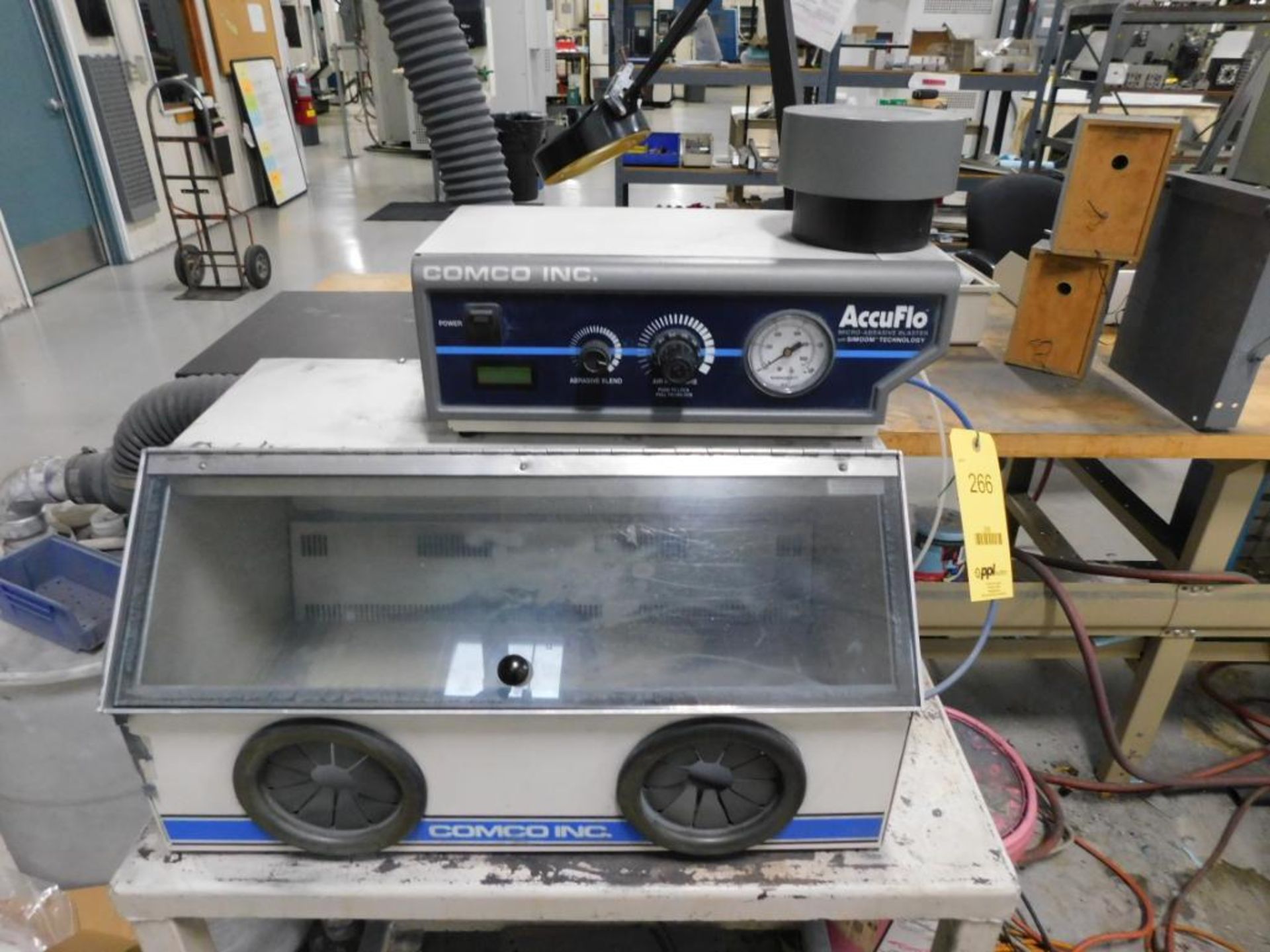 Comco Inc. AccuFlo Micro Abrasive Blaster w/Simoon Technology
