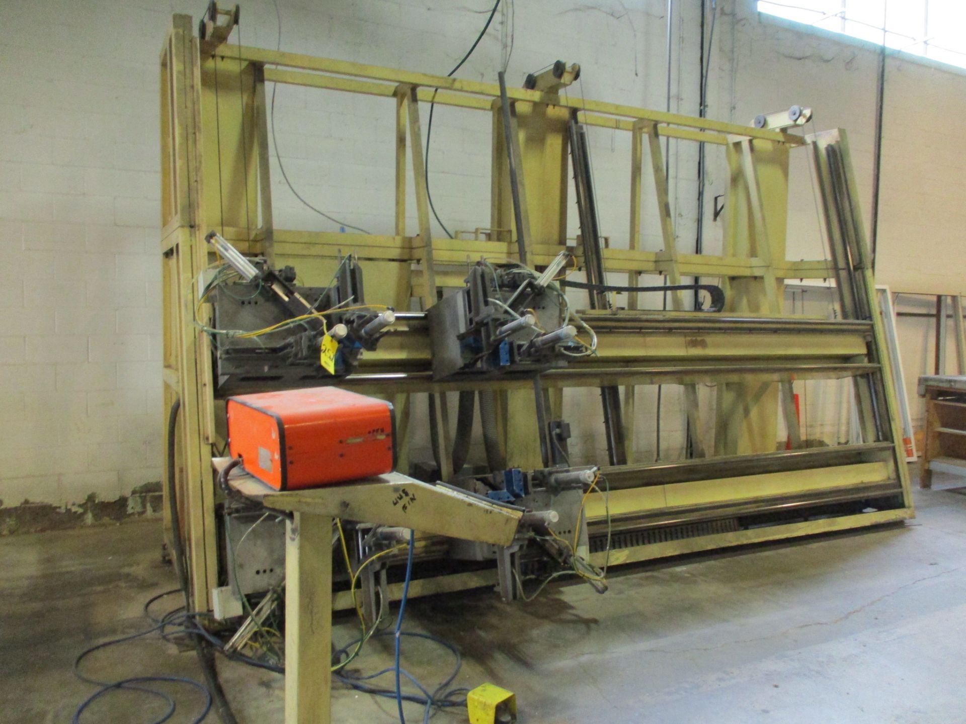 1994 Actual A400SE Automatic Vertical 4-Point Vinyl Welding Machine, s ...