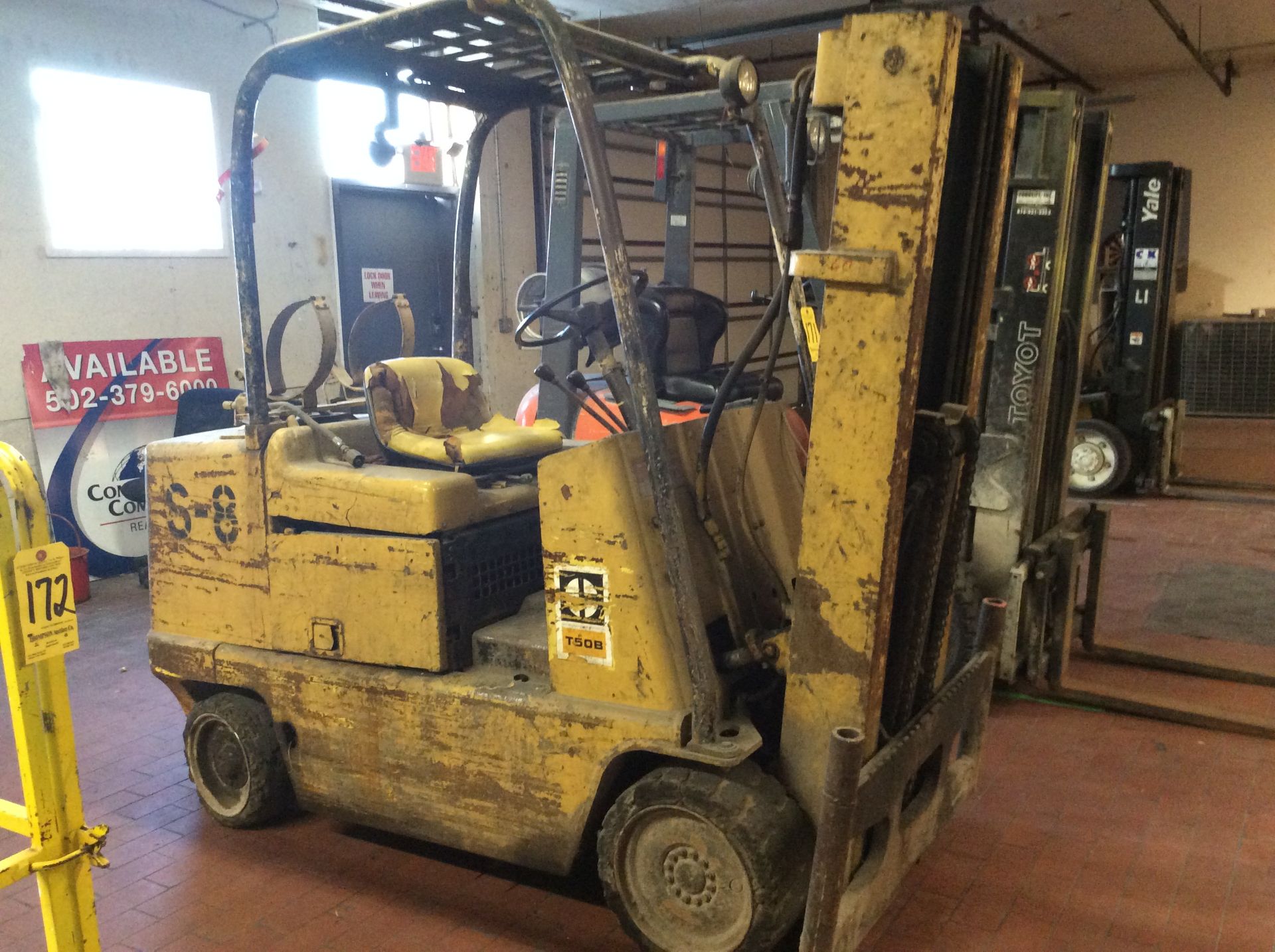 Caterpillar/Towmotor Model T50B Fork Lift, s/n Unknown, 5,000 Lb ...