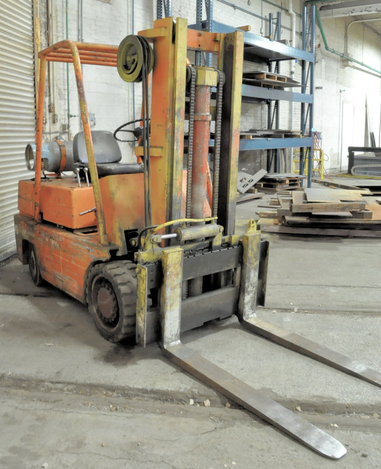 BAKER Approx. 3,000-Lbs. x 156" Lift Capacity LP Gas Forklift Truck, S ...