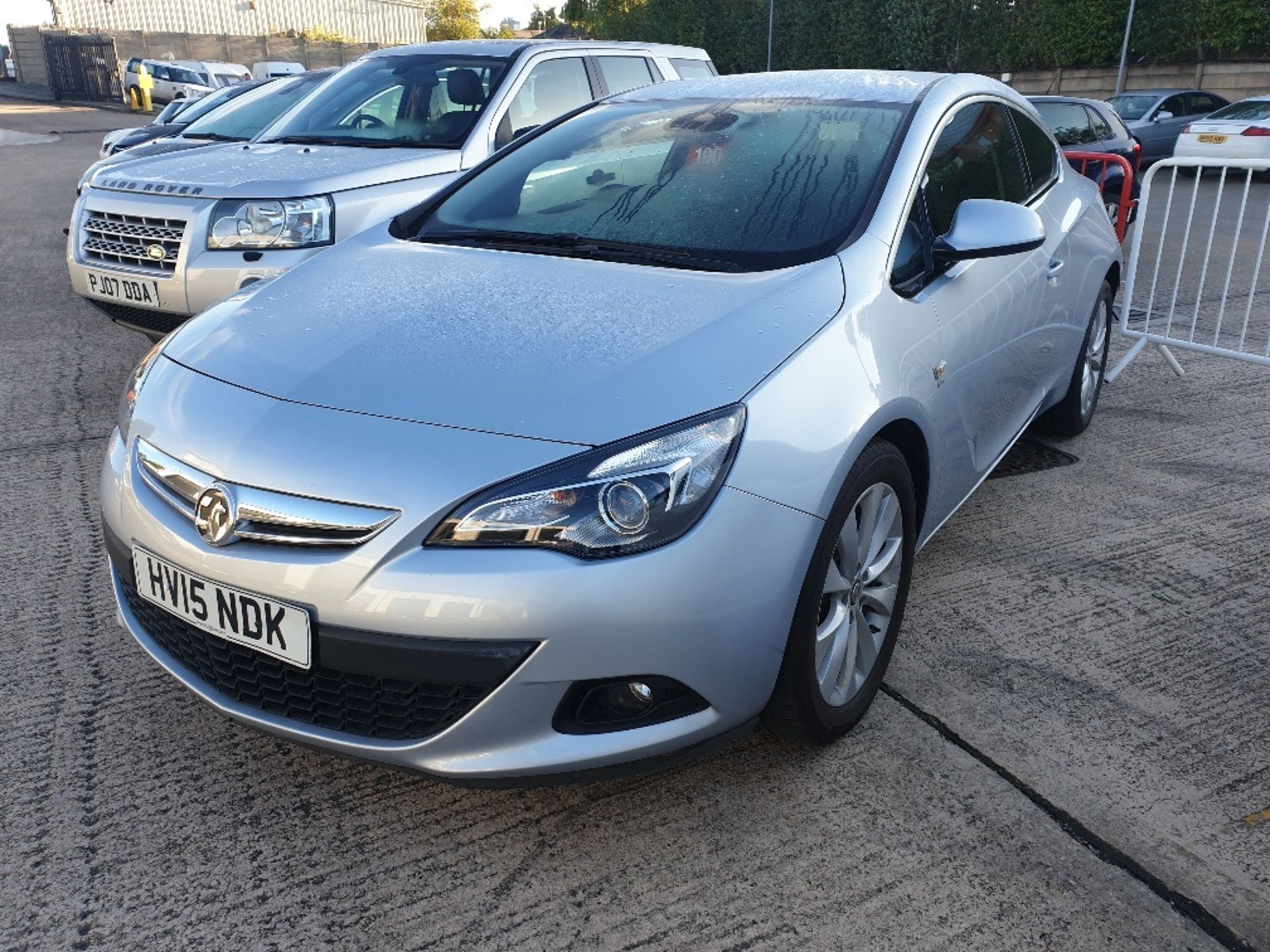 SILVER VAUXHALL ASTRA GTC SRI S/S.Reg : HV15NDK, Mileage : 37307Details ...