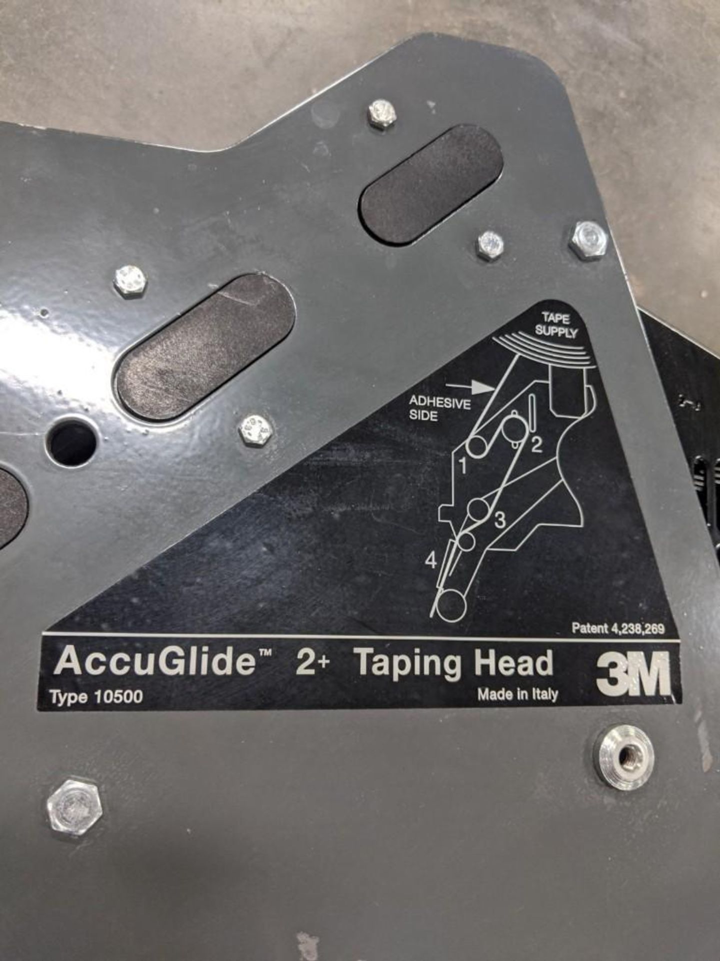 Unused 3M AccuGlide 2+ STD 2 in. upper taping head, Type: 10500 ...