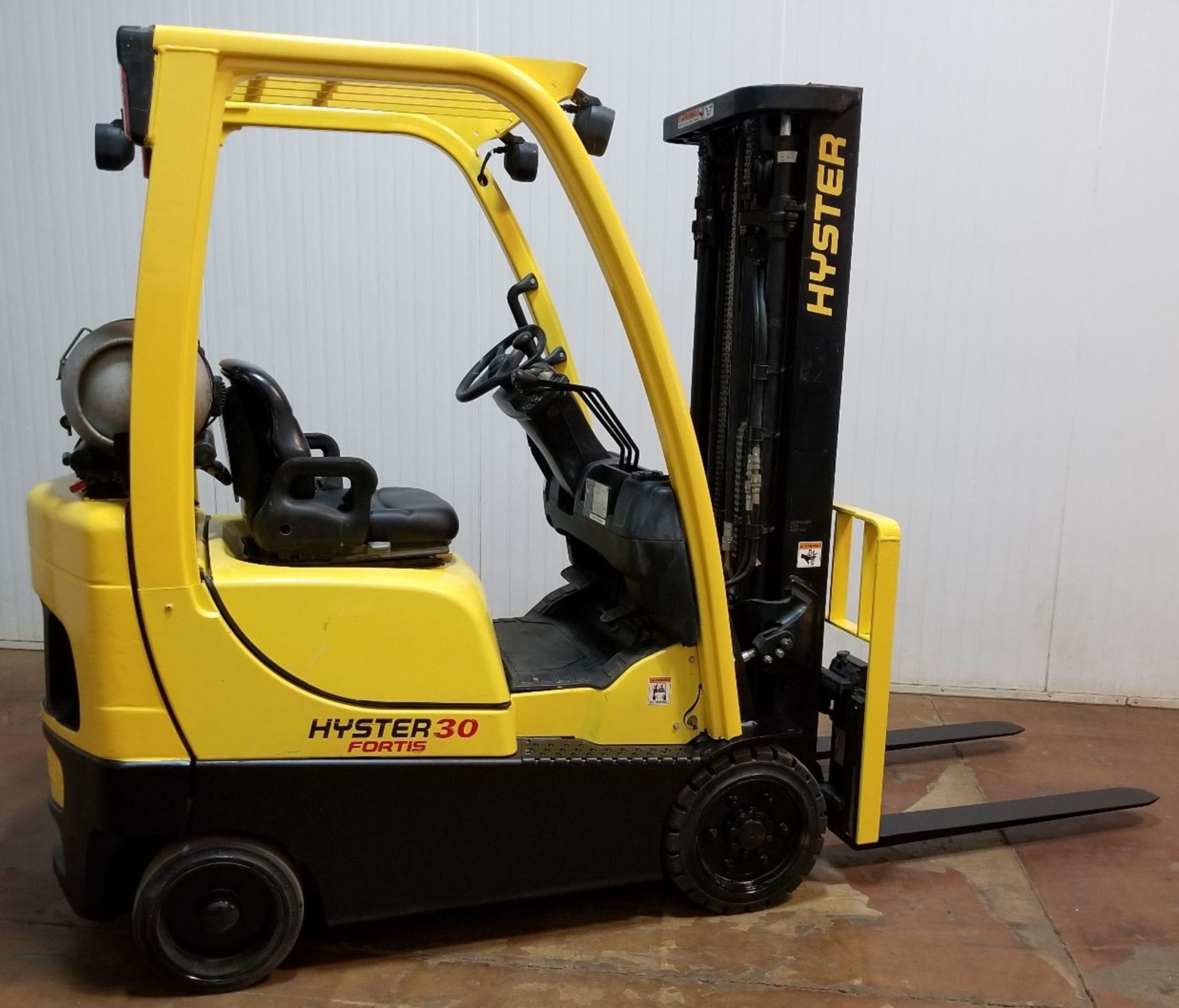 HYSTER (2006) S30FT LPG FORKLIFT WITH 3000 LB. CAPACITY, 187" MAX ...