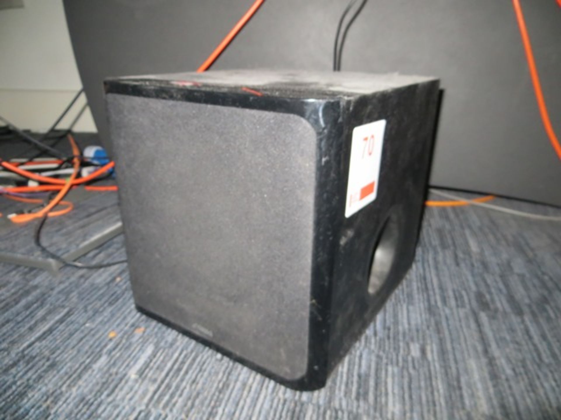 Yamaha surround sound system with NS-SW20 sub woofer and five Pioneer S ...