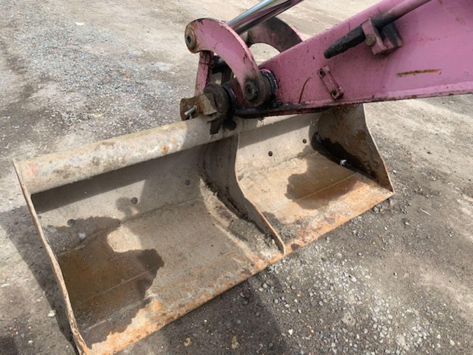 Daewoo EXCA S55 tracked excavator Serial No. 00249 YOM: 1998 NB: This ...
