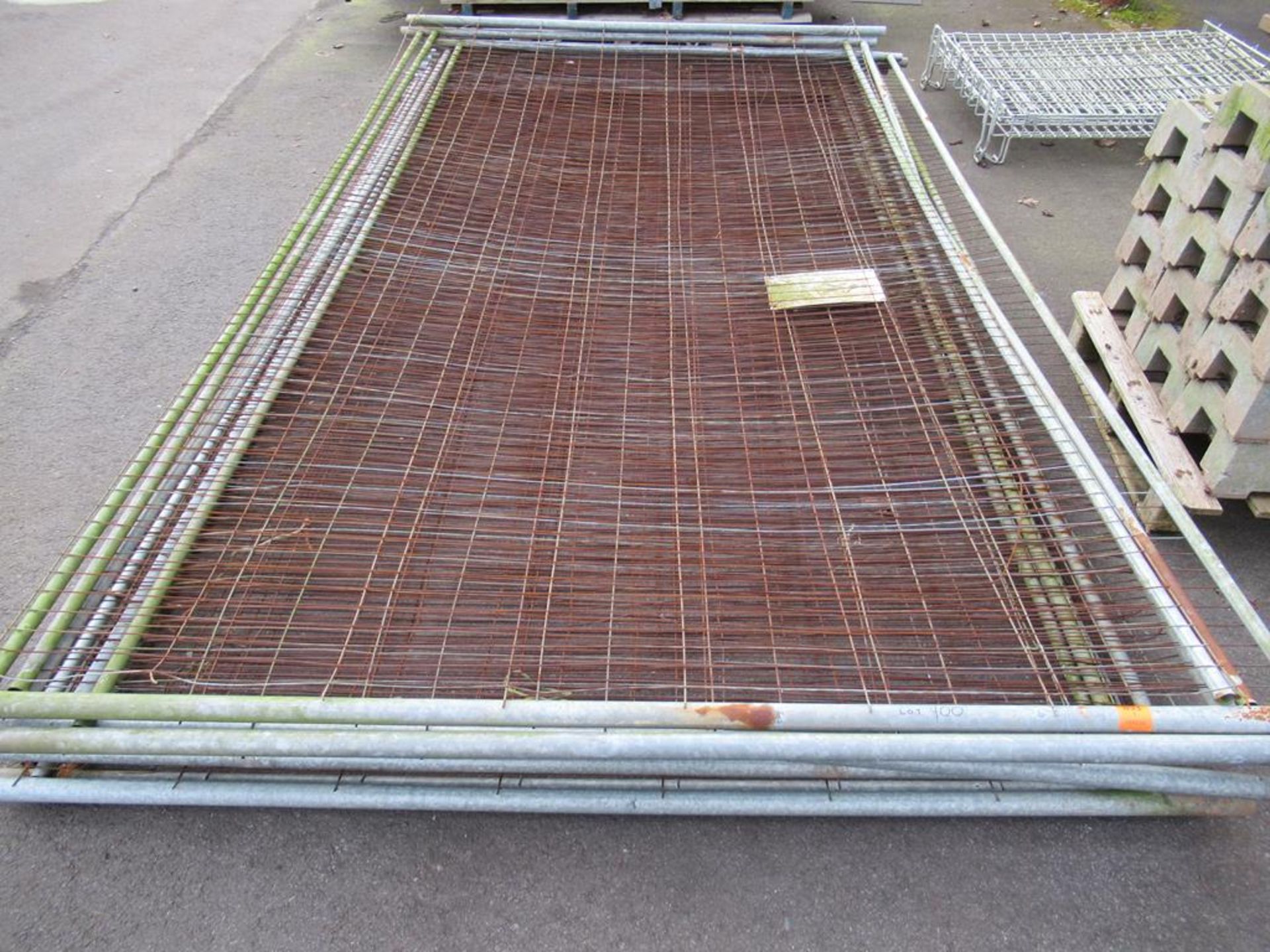 9 x Heras Fencing and 13 x Heras Fencing Blocks. Please note there is a ...
