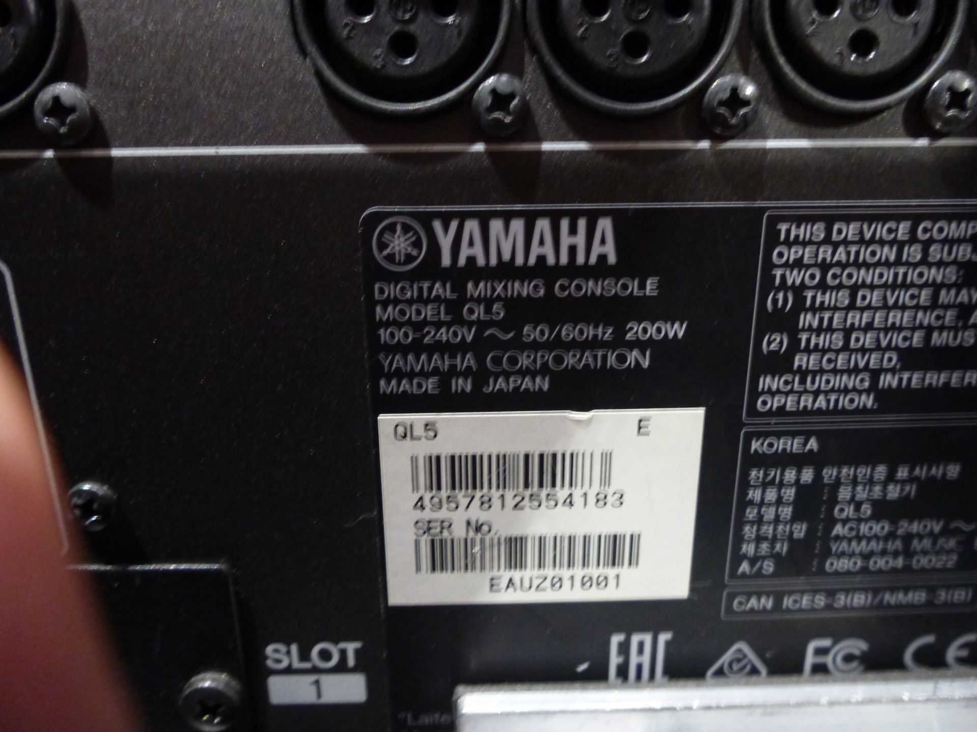 Yamaha QL5 Digital Audio Mixing Desk, S/N C121EAUZ01001, In flight case