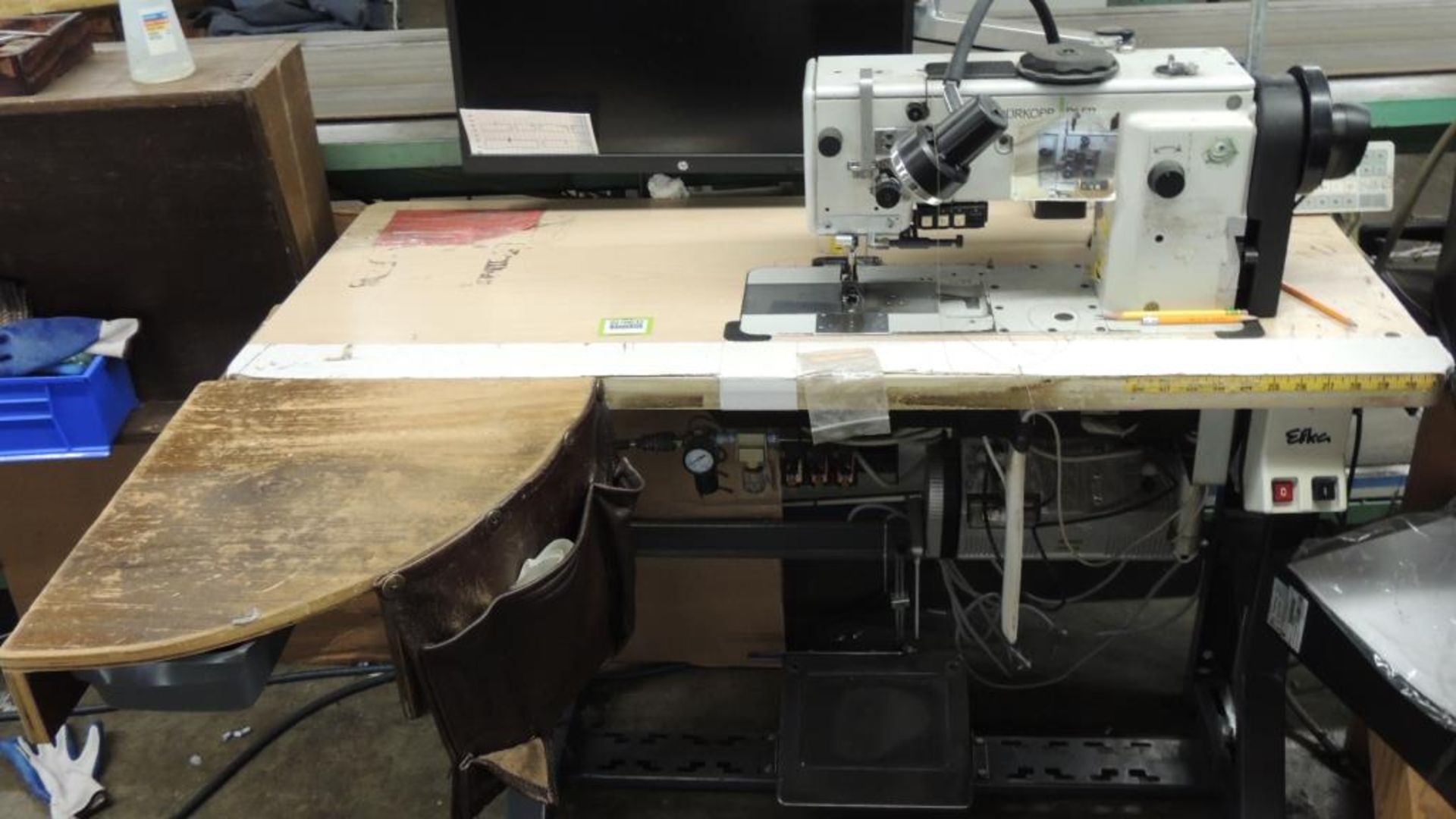 Durkopp Adler D867/1 Includes Monitor, Verio Control 820, Thread Holder ...