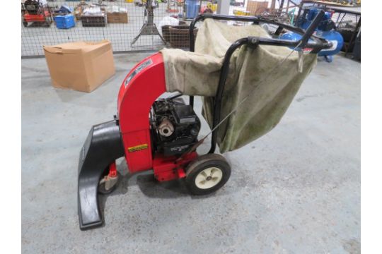 MTD LAWNFLIGHT LAWN VACUUM [NO VAT]