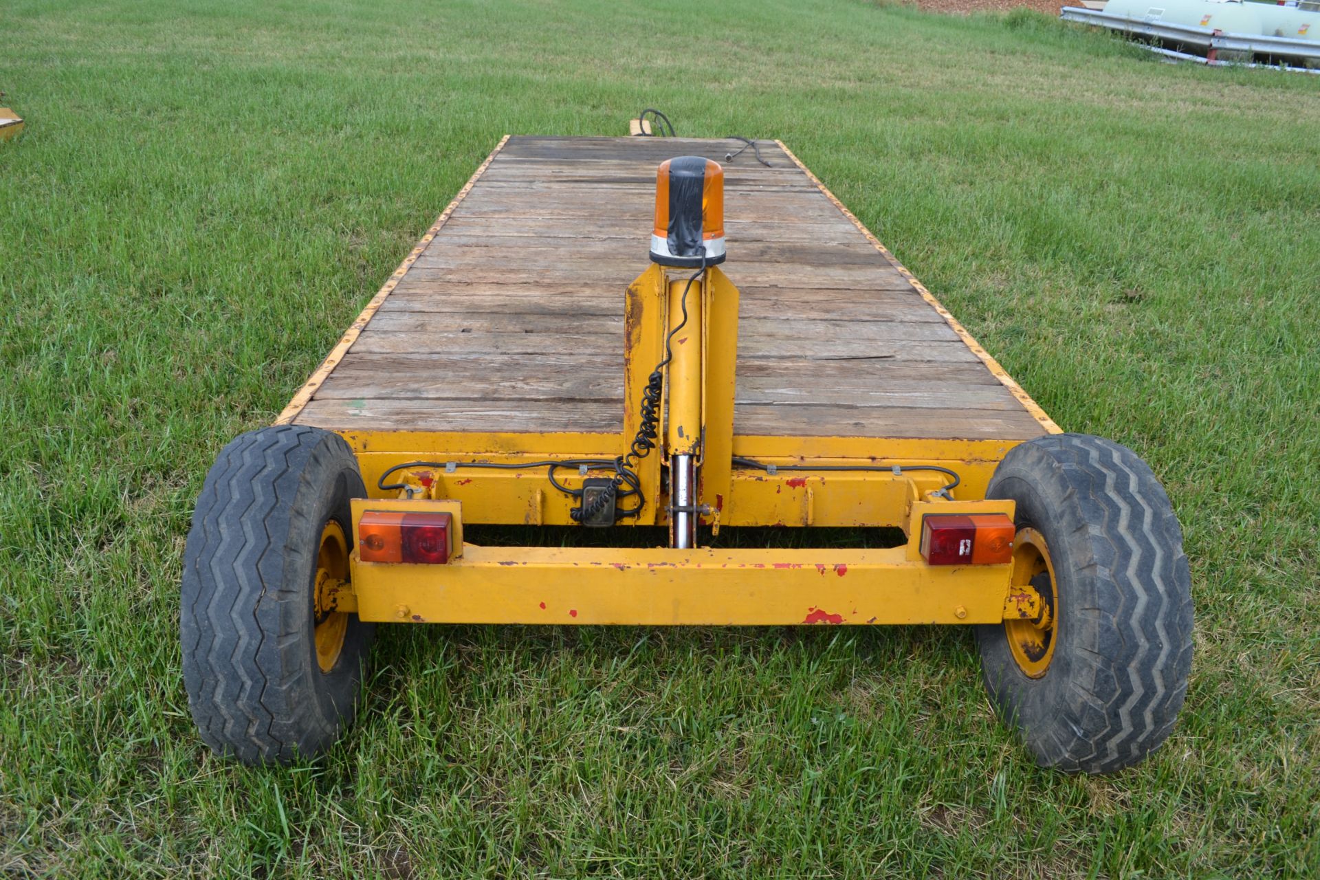 16ft x 6ft single axle low loader trailer. LH