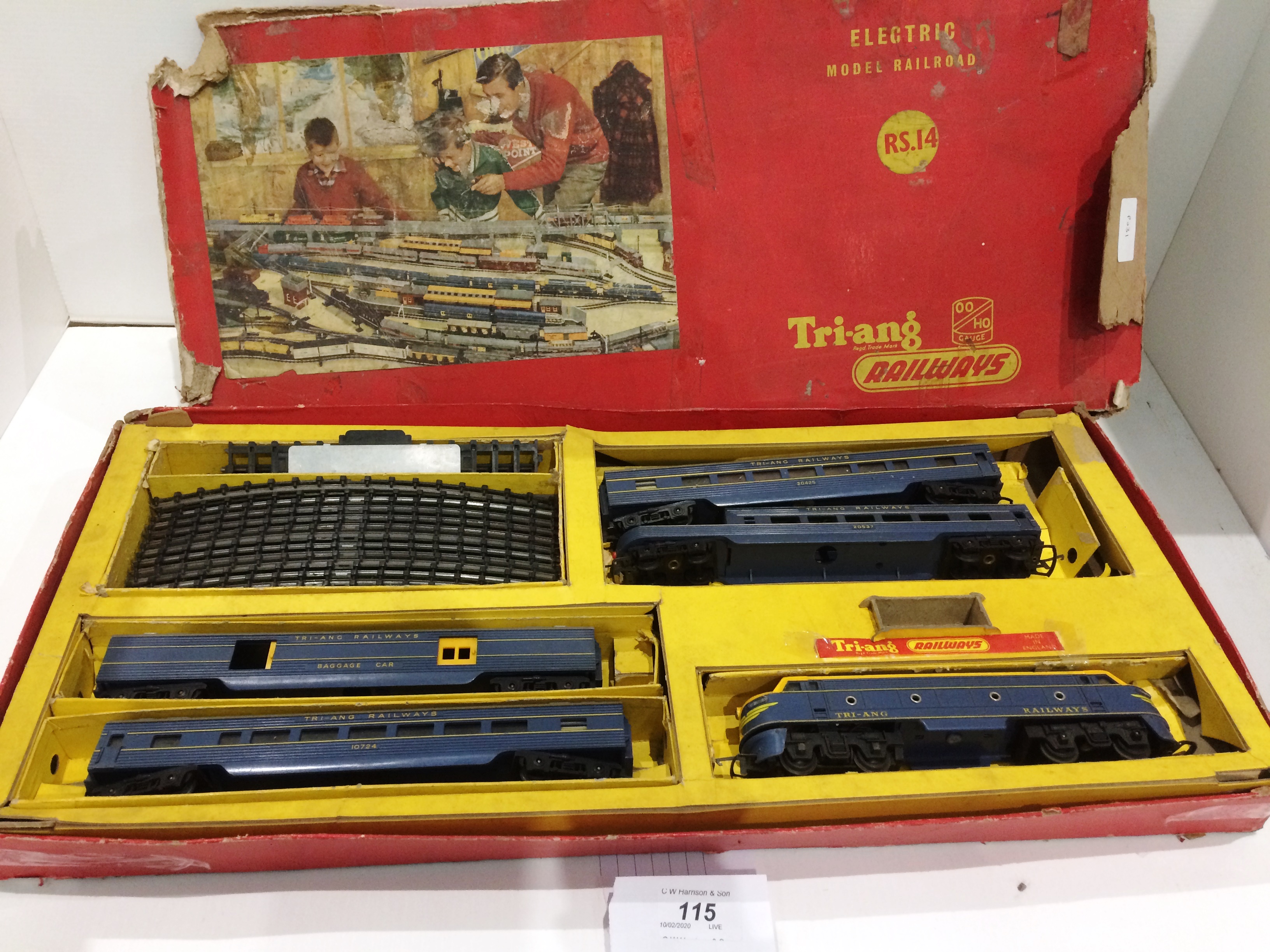 A Triang Railway HO-OO boxed model set RS.14 electric model railroad ...