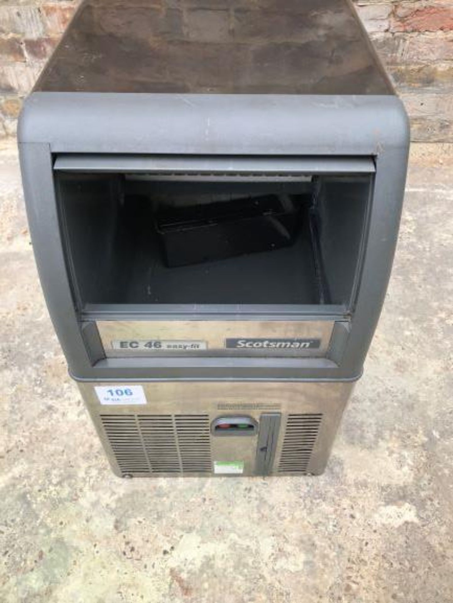 Scotsman - EC46 Easy-Fit Ice MachineViewing: Strictly by appointment ...